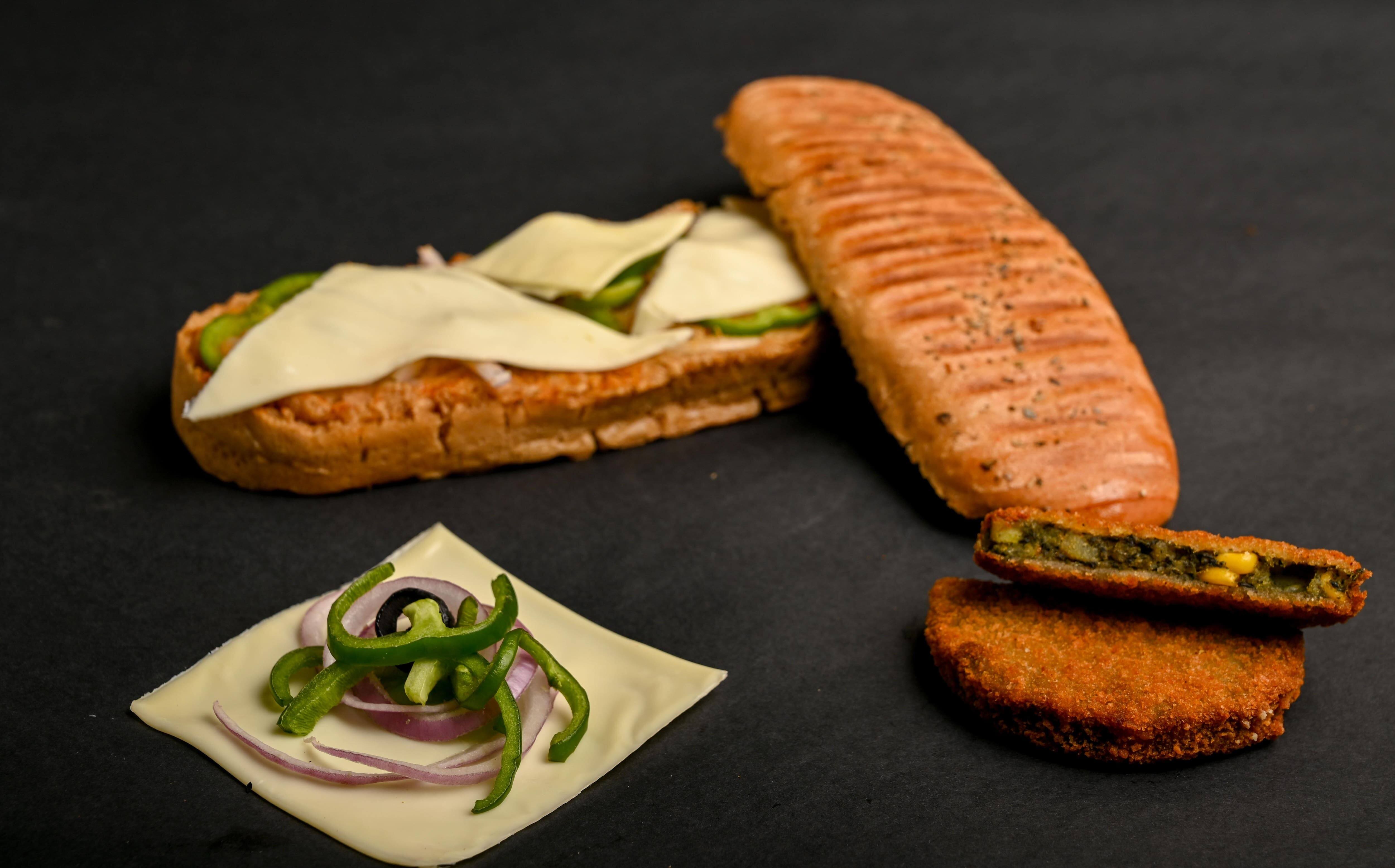 Hero Sandwiches, Gota order online - Zomato