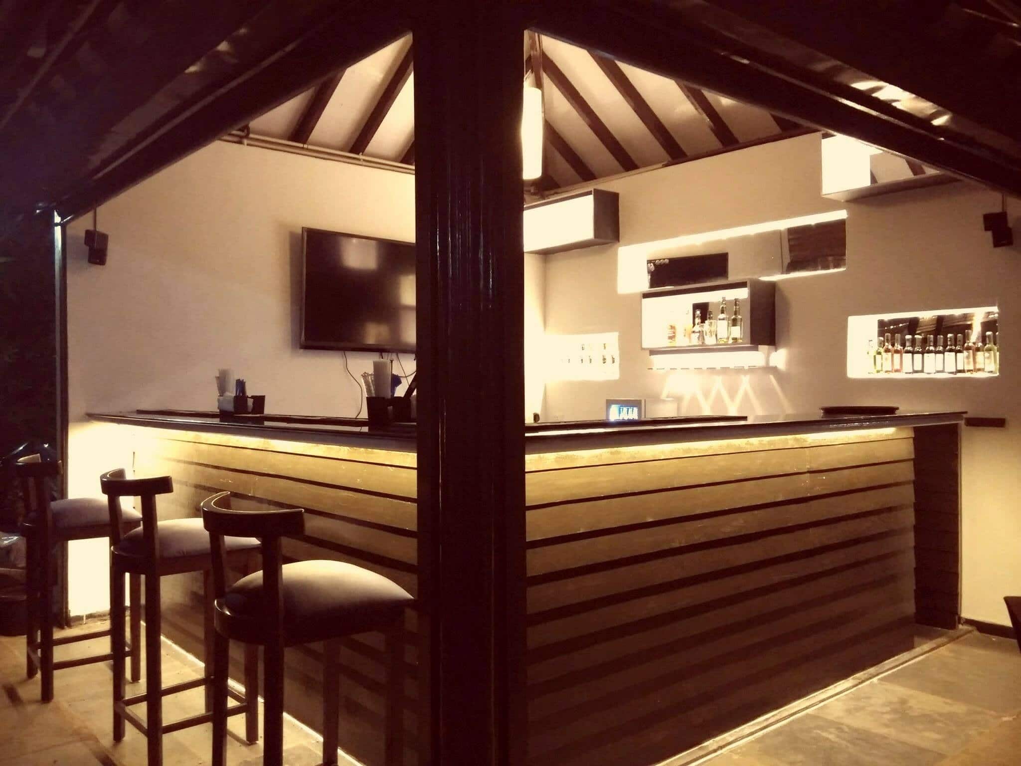 Road Side Bar, Baga, Goa | Zomato