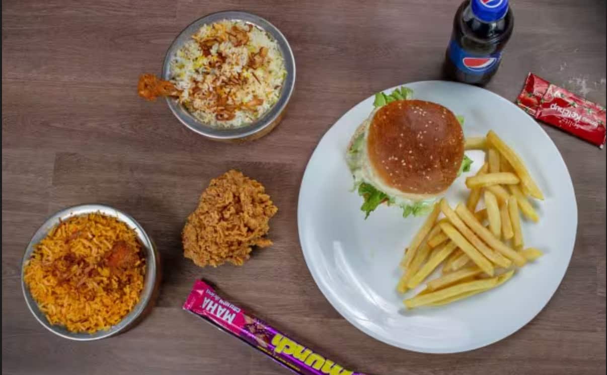 Pearl De Loyal Restaurant, Bannimantap, Mysore | Zomato