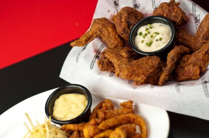 Flaming Wings Menu,Menú para Flaming Wings, White Plains, Quezon City ...