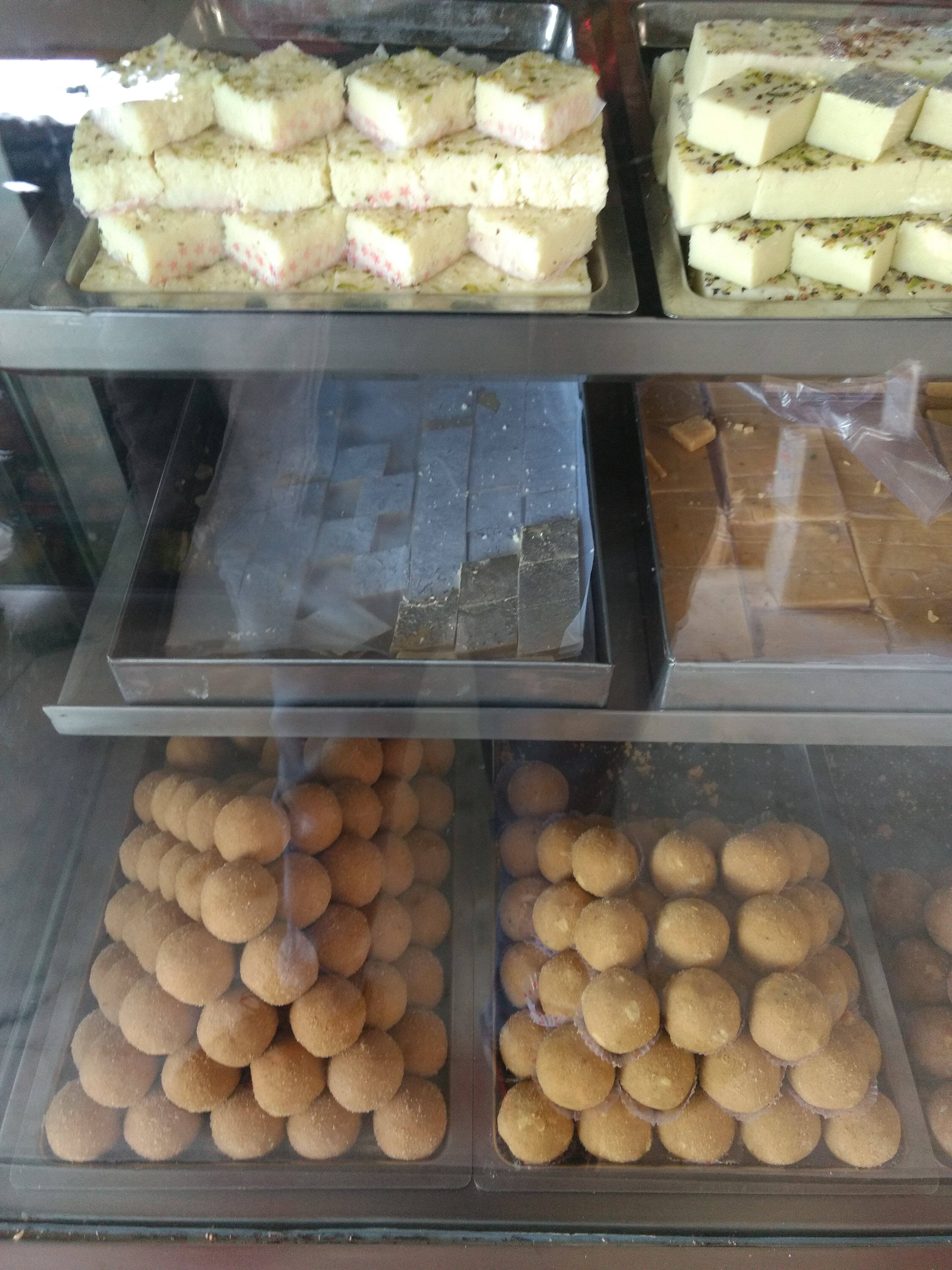 Mahalaxmi Sweets, Pitampura, New Delhi | Zomato