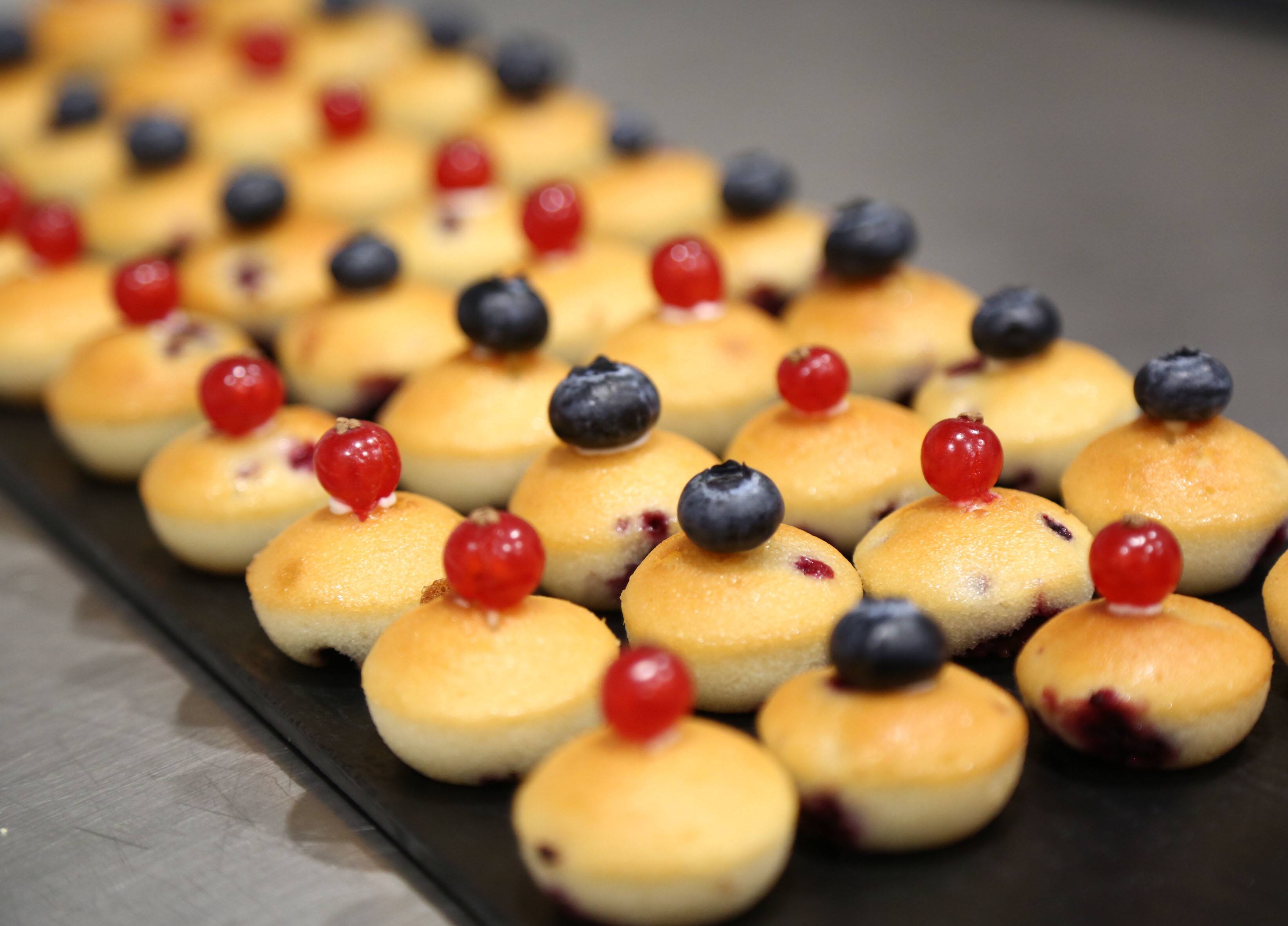 CUR8 - Four Seasons Hotel Menu