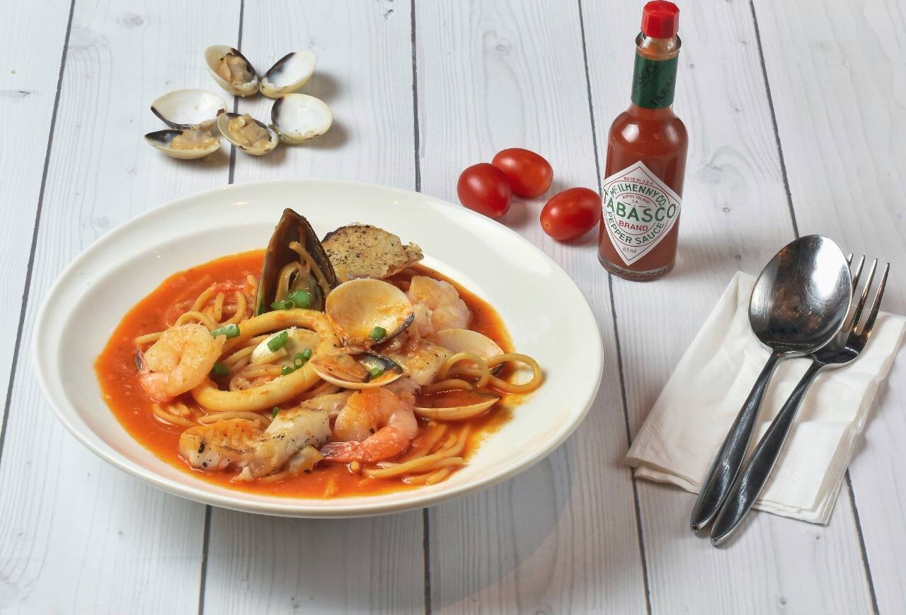 Book table and online reservation at Yalla Stackz, Al Wahda, Abu Dhabi