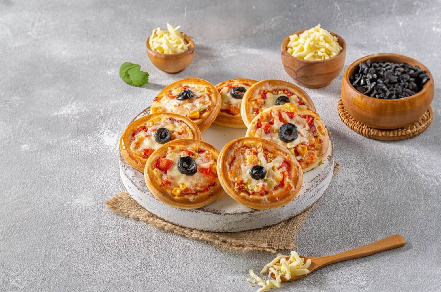 Menu of Allo Manakish, Al Khalidiya, Abu Dhabi