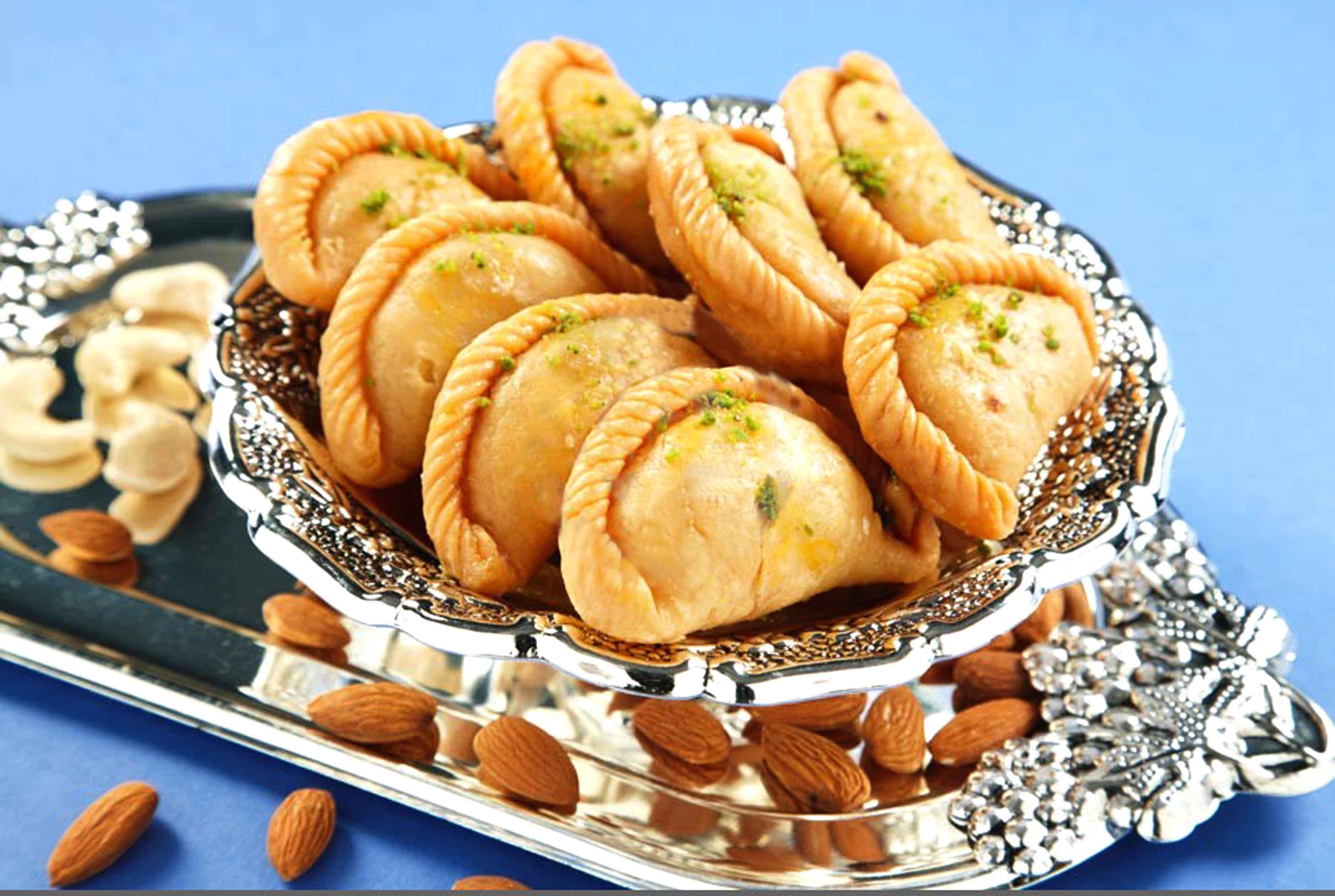 Rama's Sweets & Dry Fruits, Juhu, Mumbai | Zomato