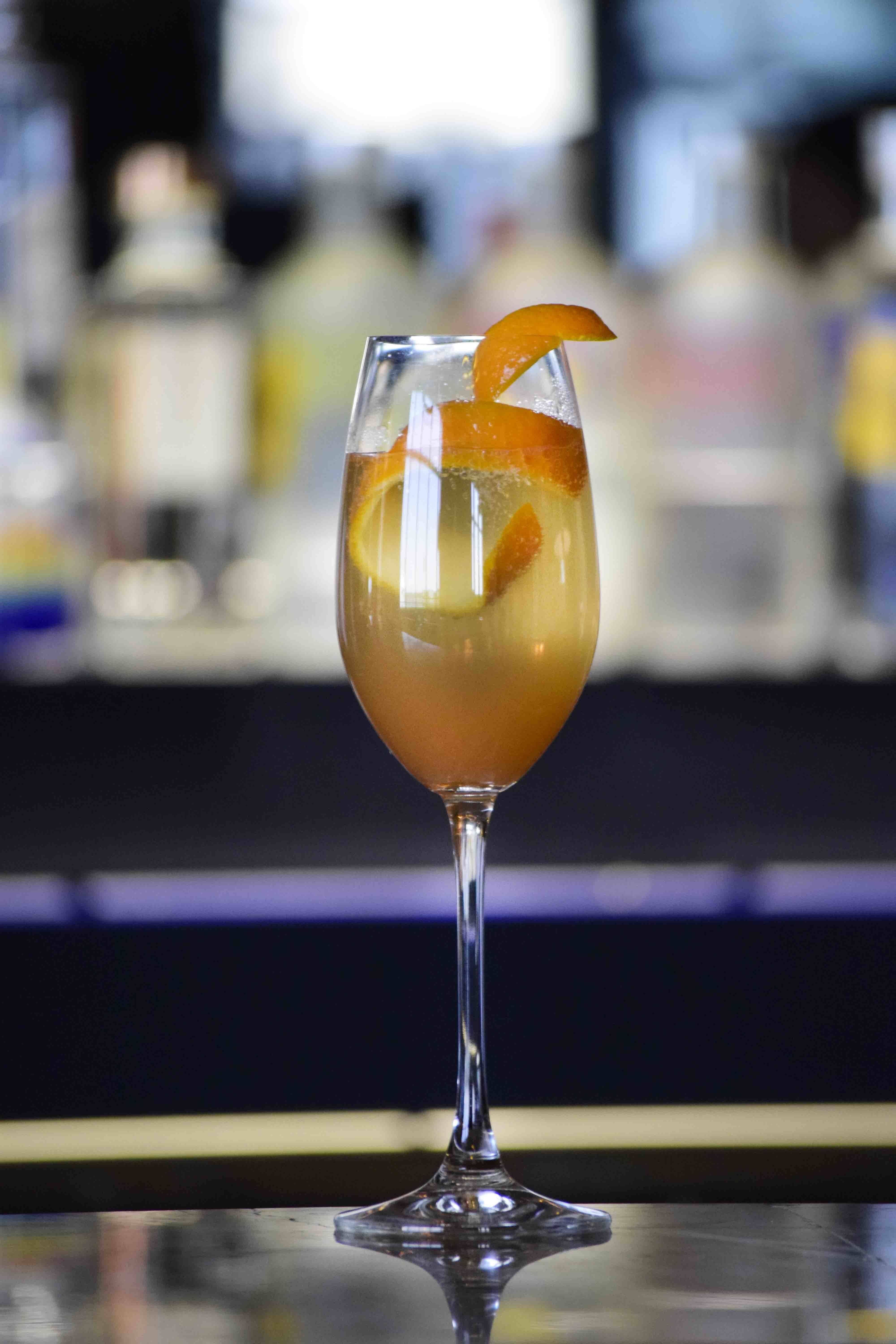 Pling - Pullman New Delhi Aerocity Photos, Pictures of Pling - Pullman ...