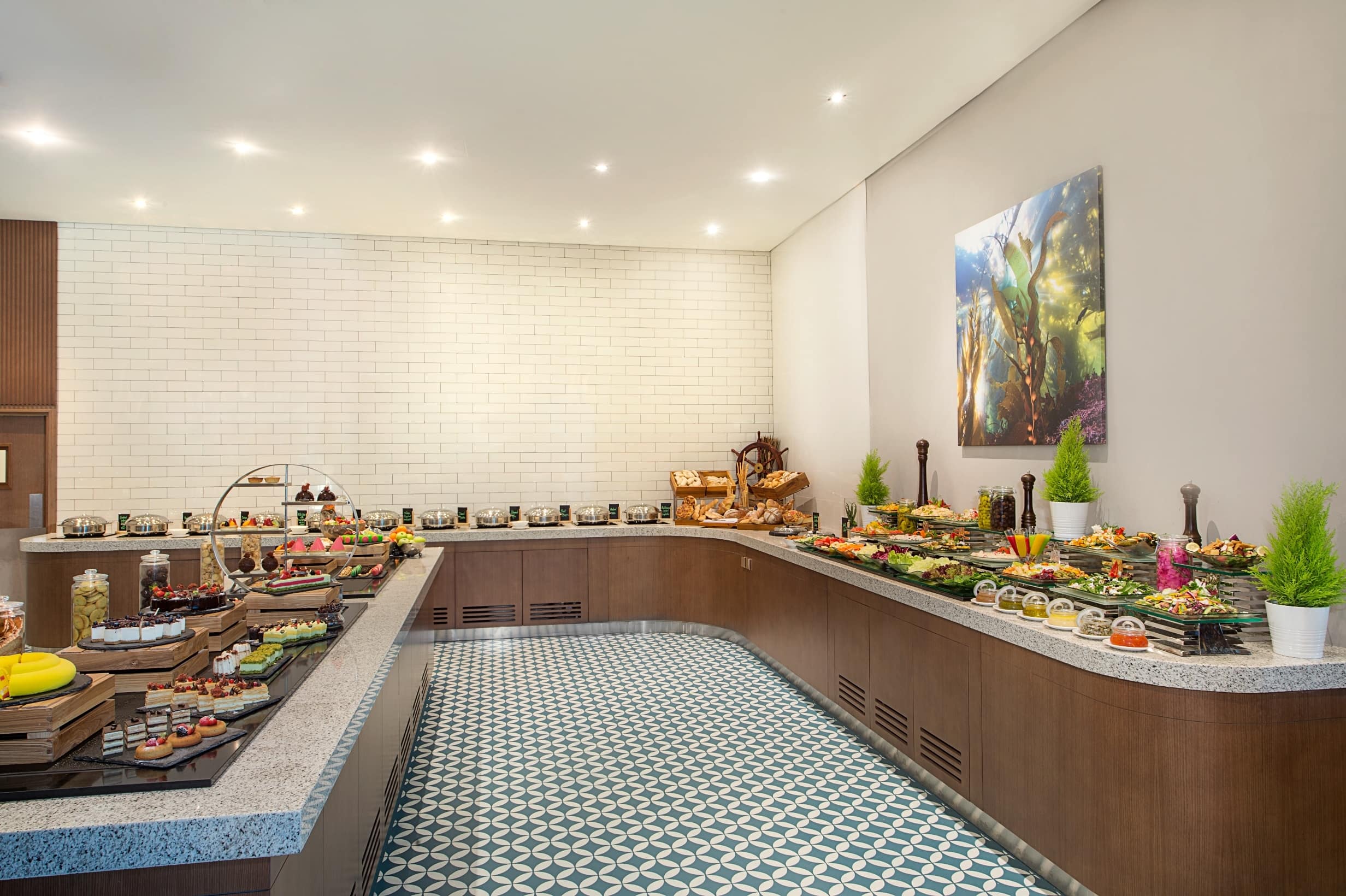 Gourmet Garden Restaurant - Wyndham Garden, Ajman Corniche, Ajman | Zomato