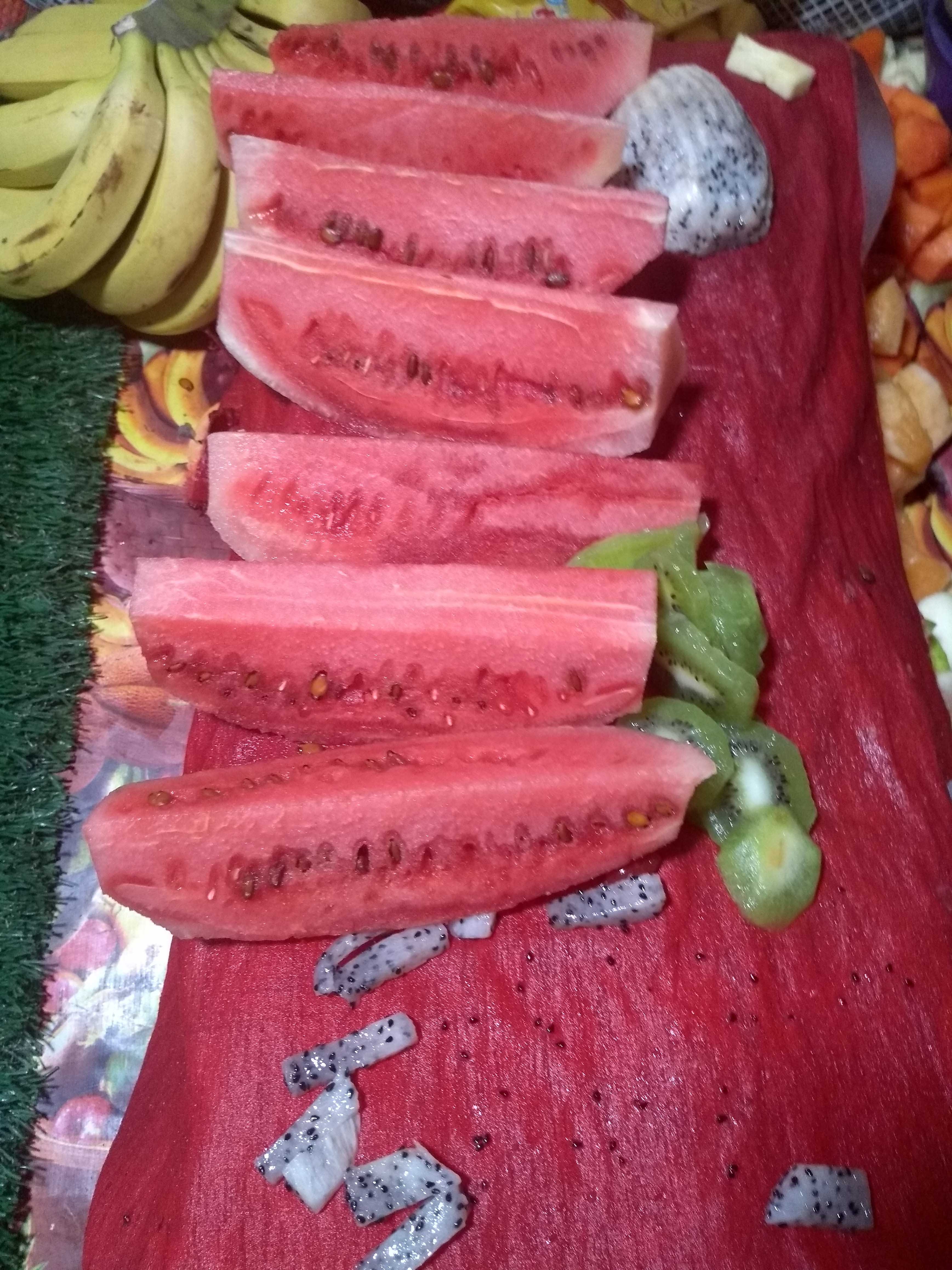 Narbade Har Fruit Chaat, Sarafa Bazaar, Indore | Zomato