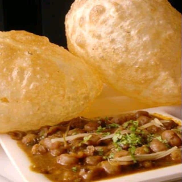 MK De Mashoor Chole Bhature, Model Town 2 order online - Zomato
