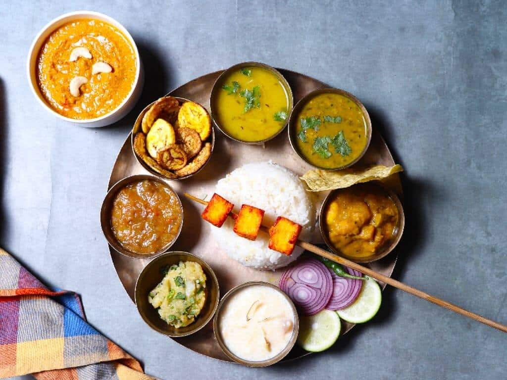6 Ballygunge Place Thali, Topsia order online - Zomato