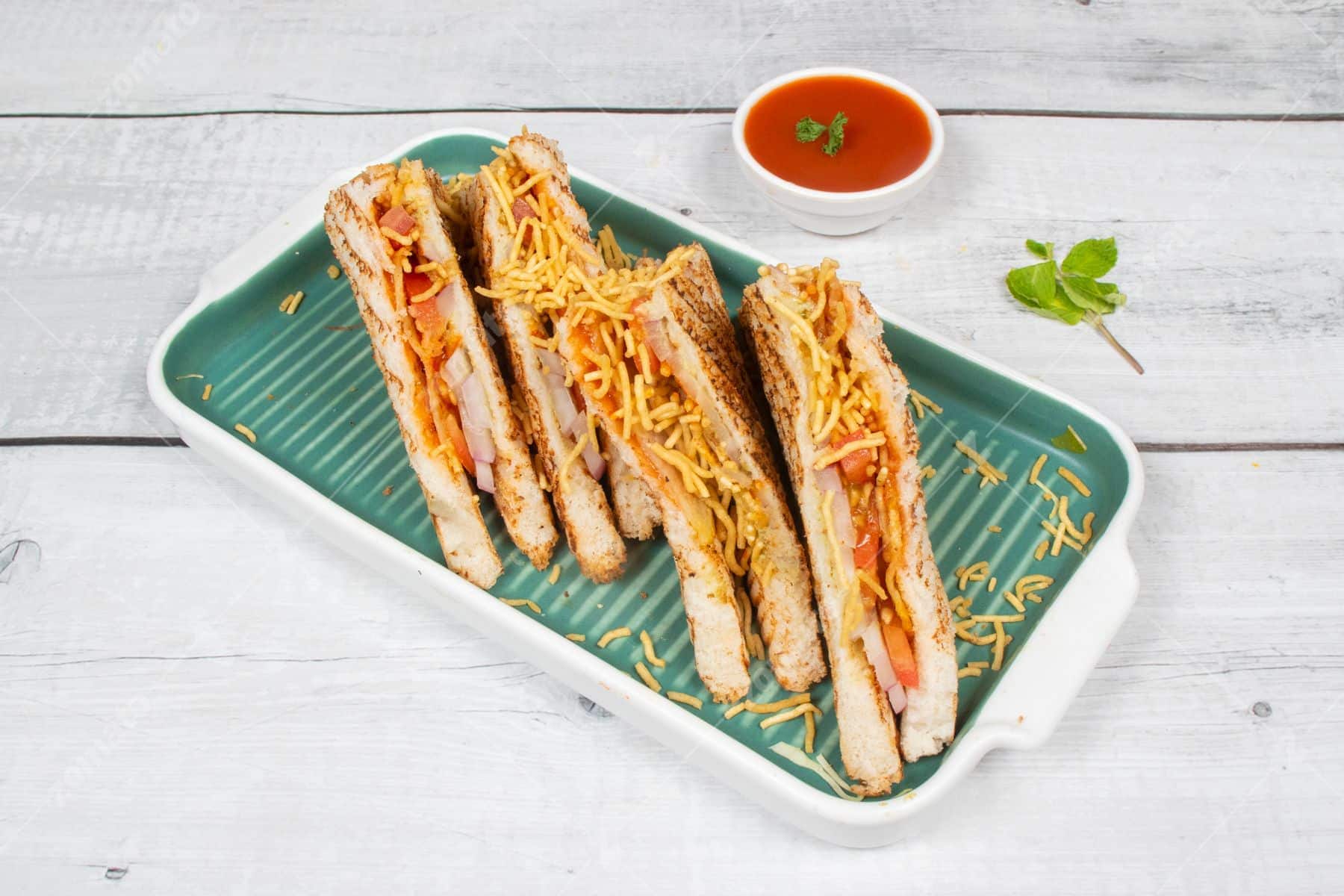 Retro Thrill Cafe, Sikandra order online - Zomato