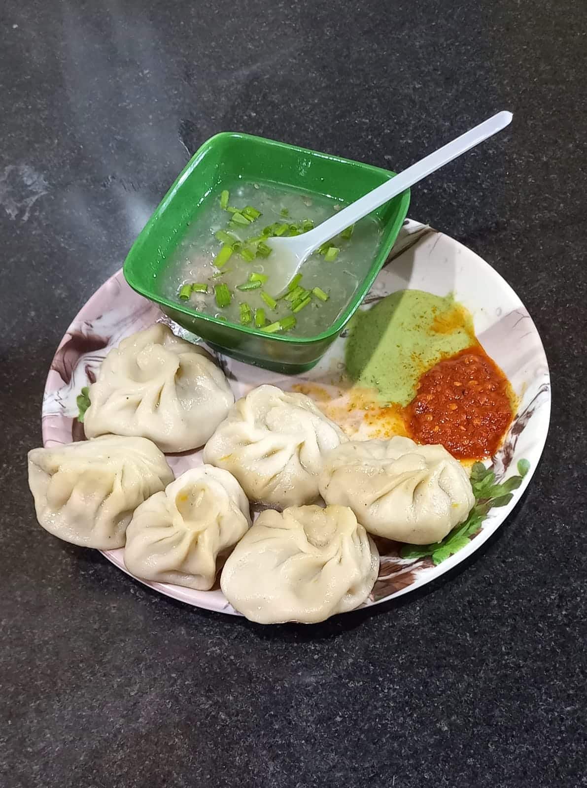 Mio Momo, Kaikhali order online - Zomato