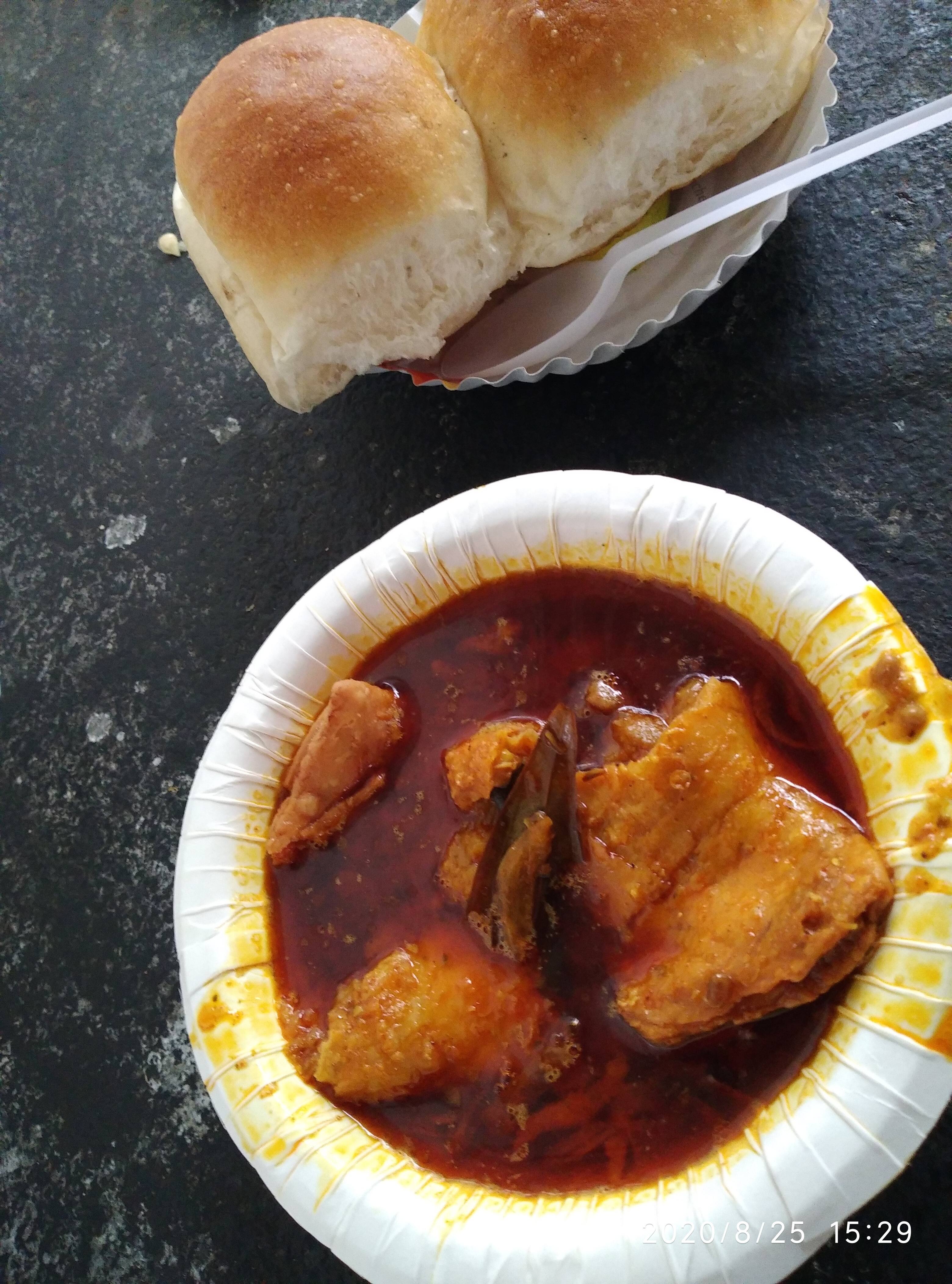 Paresh Snacks And Tea Ramji Vadapav, Trombay, Mumbai | Zomato