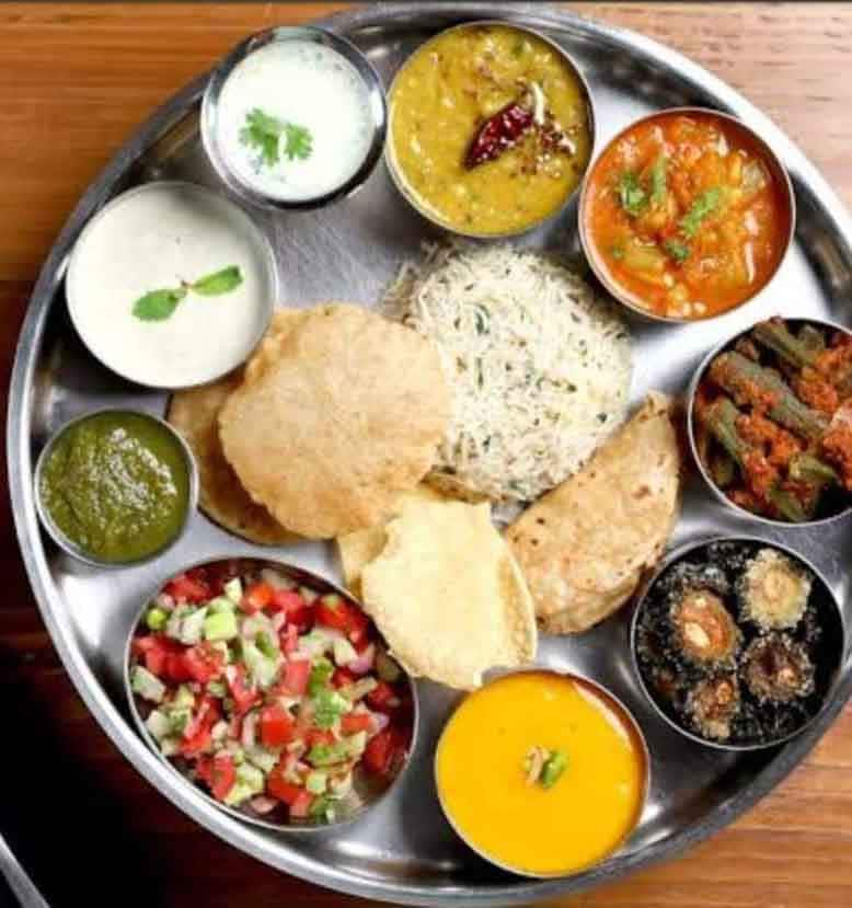 Quality Tiffin Snacks Centre, Rajwada, Indore | Zomato