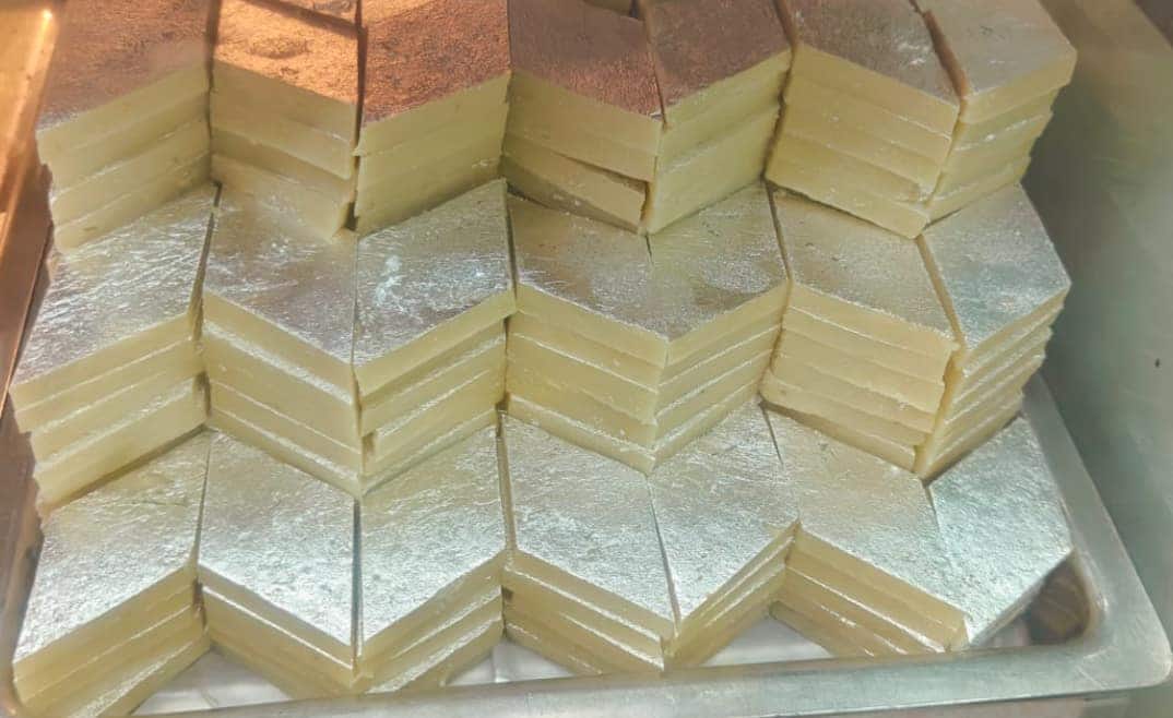 Madhur Sweets, Veer Sawarkar Nagar, Nashik | Zomato