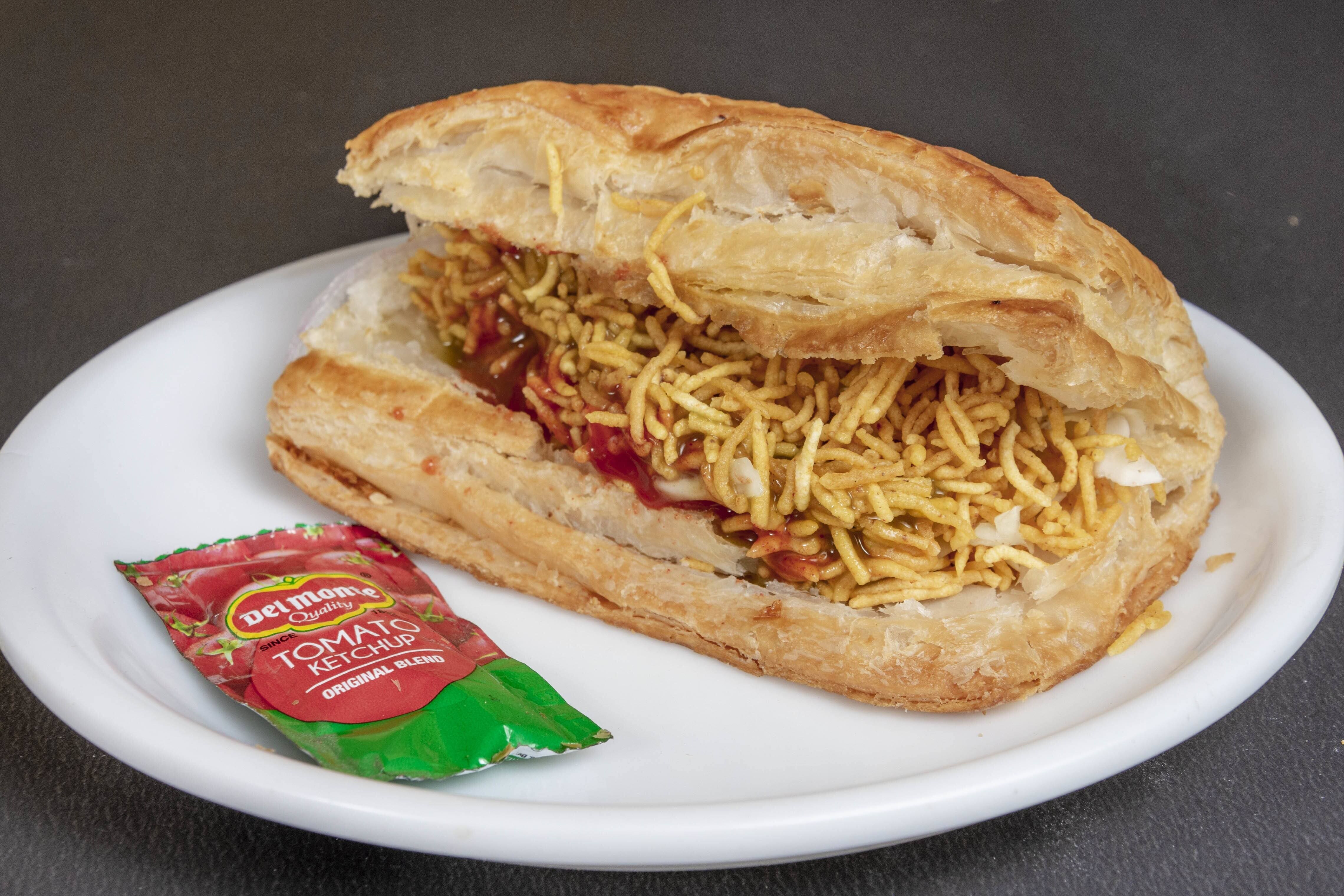 Prince Fast Food & Tea Coffee, Lashkar, Gwalior | Zomato