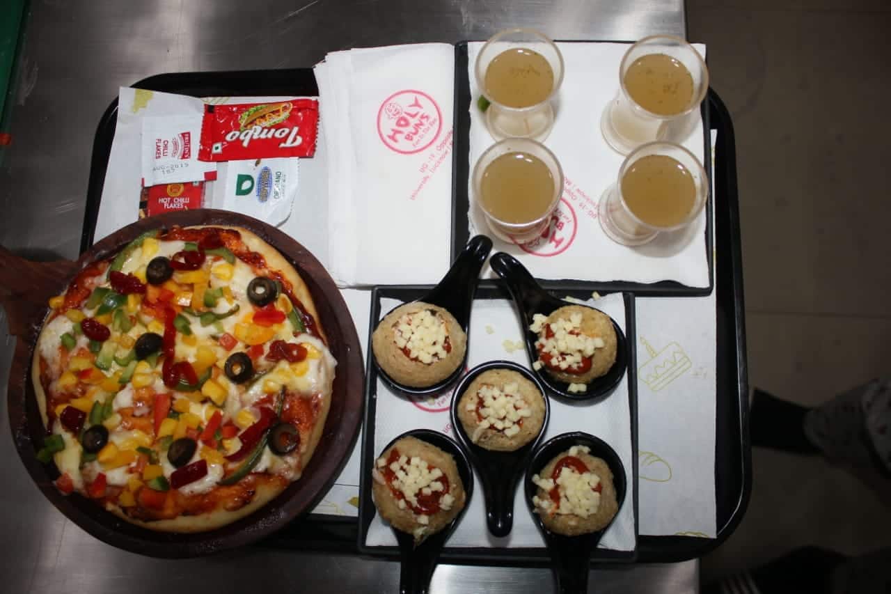 Holy Buns, Gomti Nagar, Lucknow | Zomato