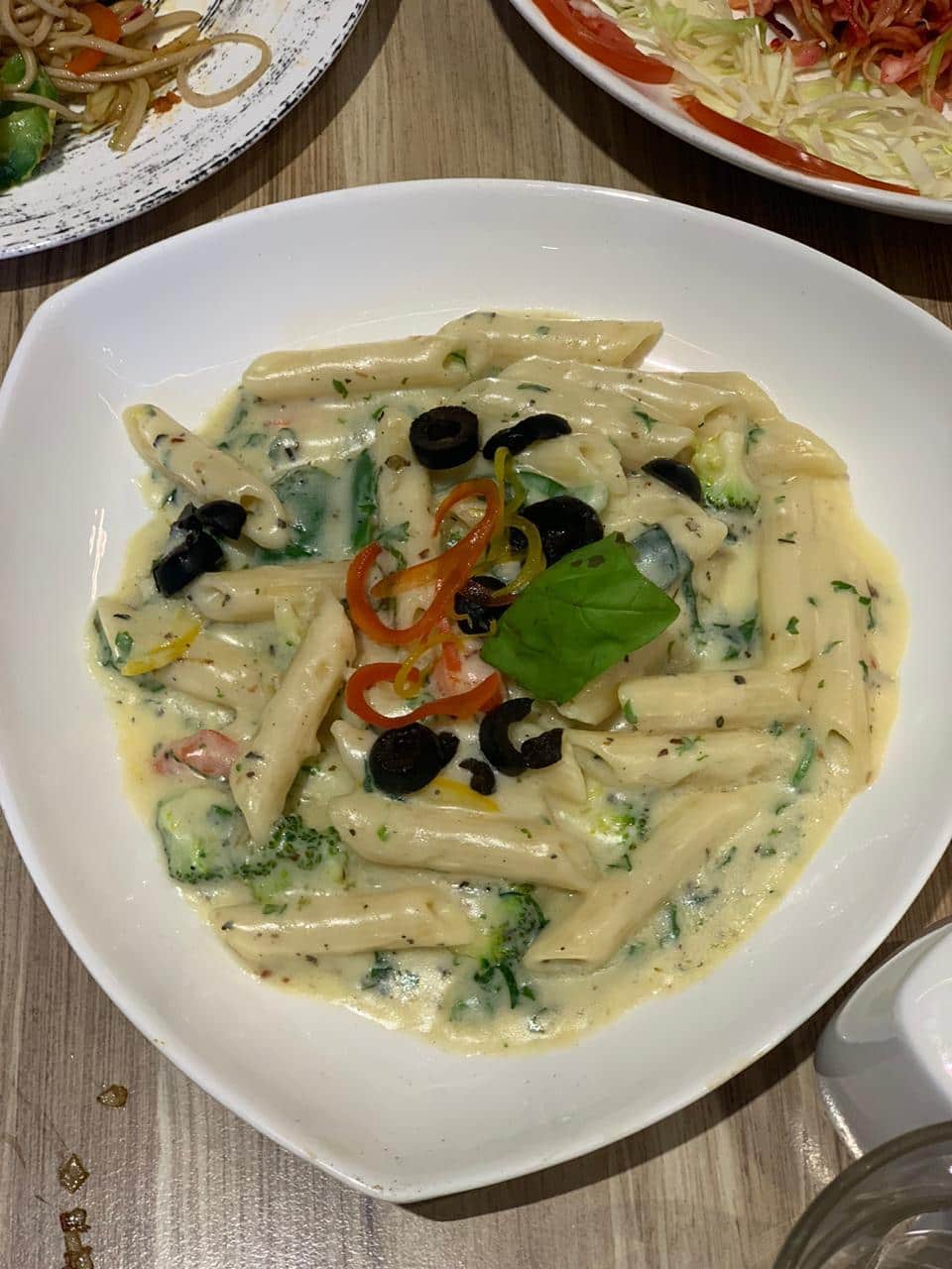 The Seasonal Leaf, Piplod, Surat | Zomato