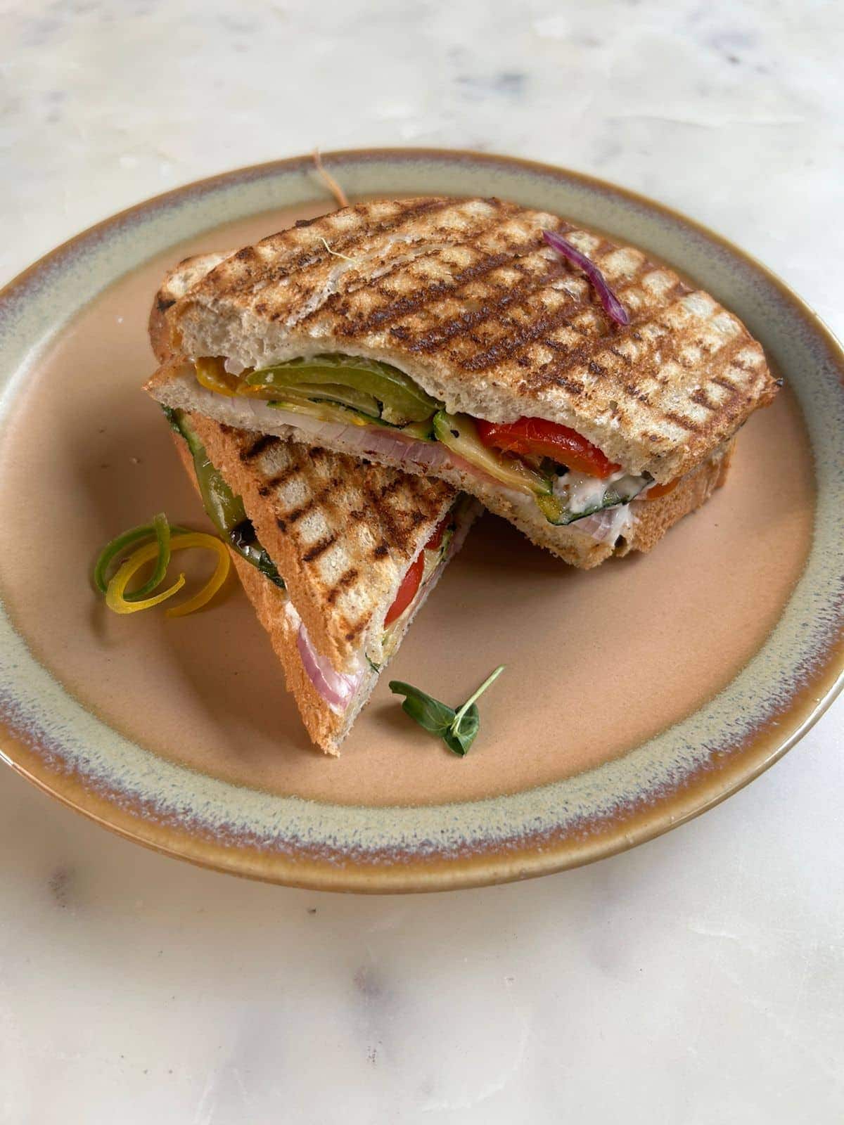 Gaurav Vada Pav Centre, Perungudi, Chennai | Zomato
