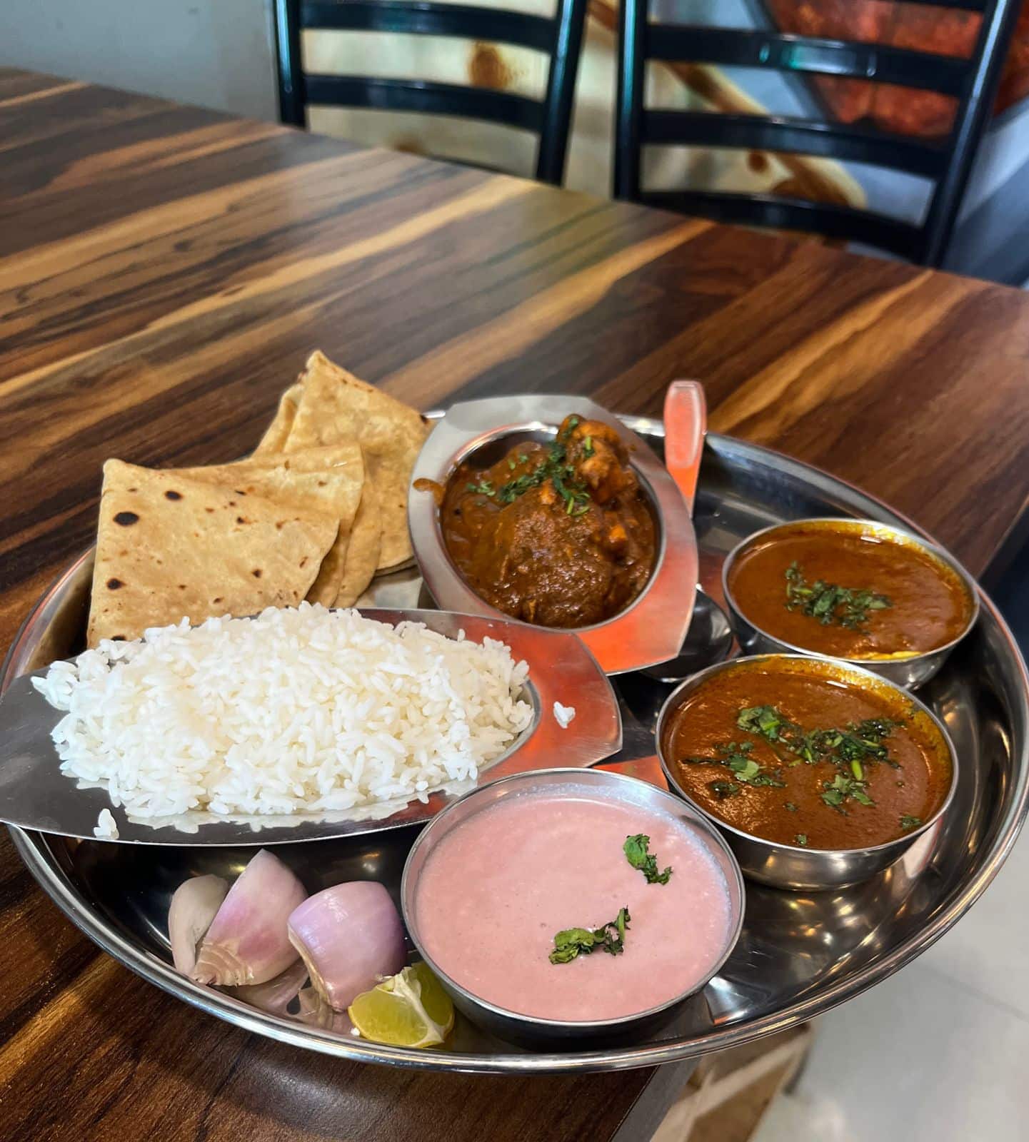 Shandaar Restaurant, Ratnagiri Locality order online - Zomato