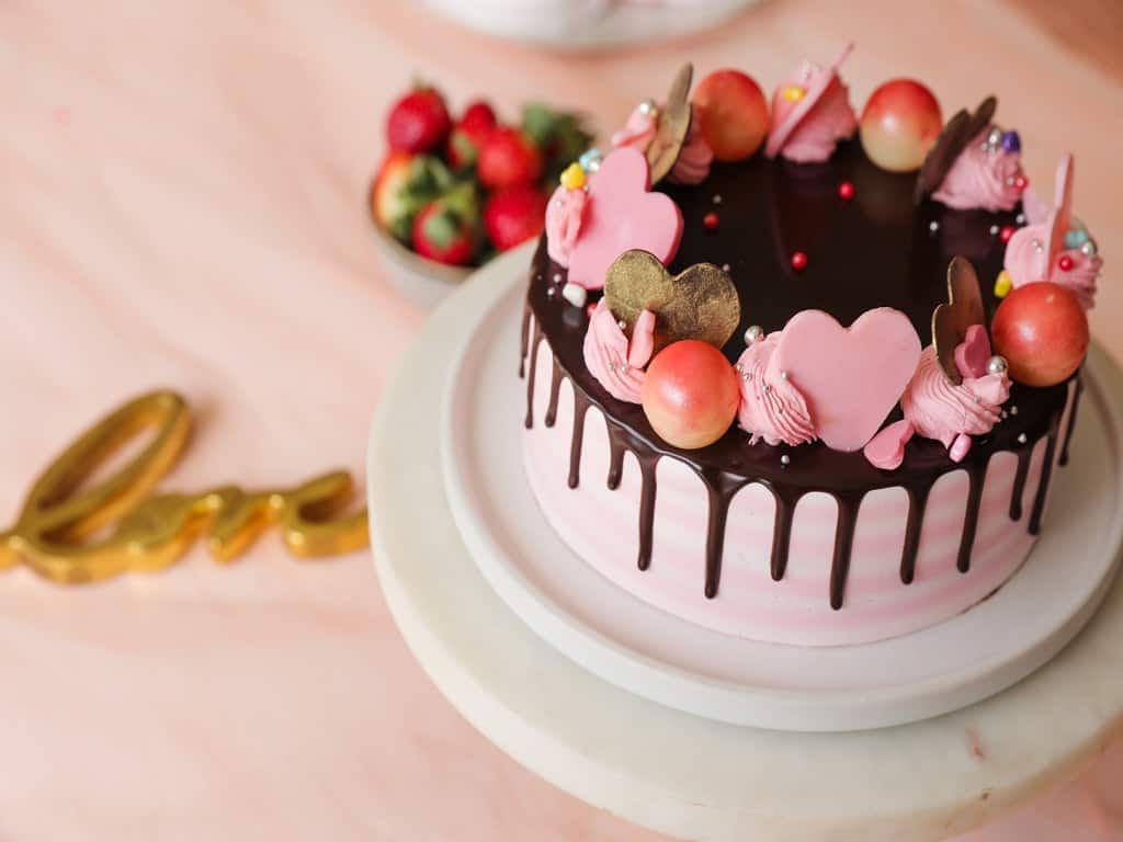 Poetry By Love and Cheesecake, Hiranandani Estate, Thane West, Thane ...