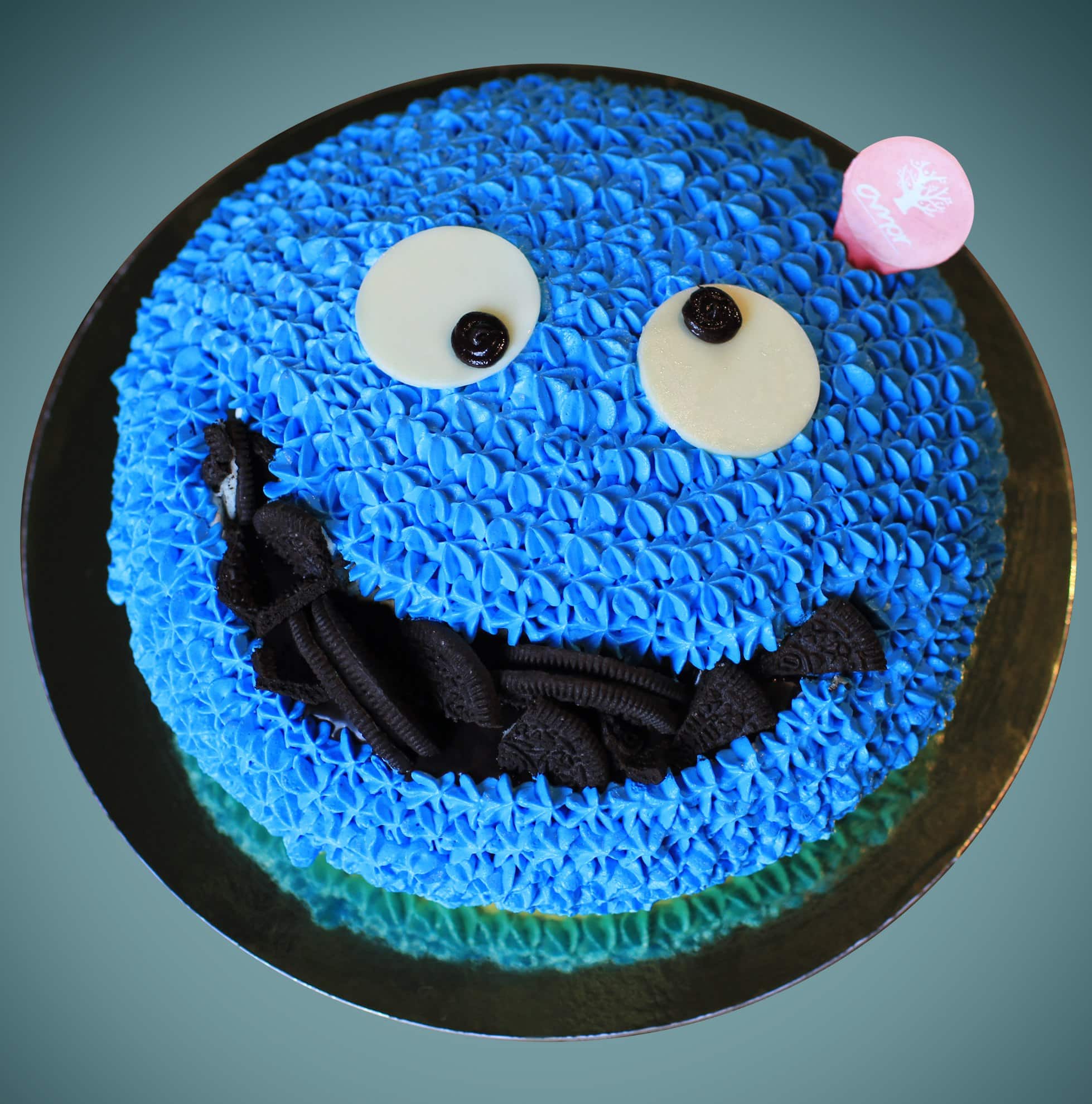 8 Character-Themed Cakes for Your Next Birthday Celebration - 8List.ph