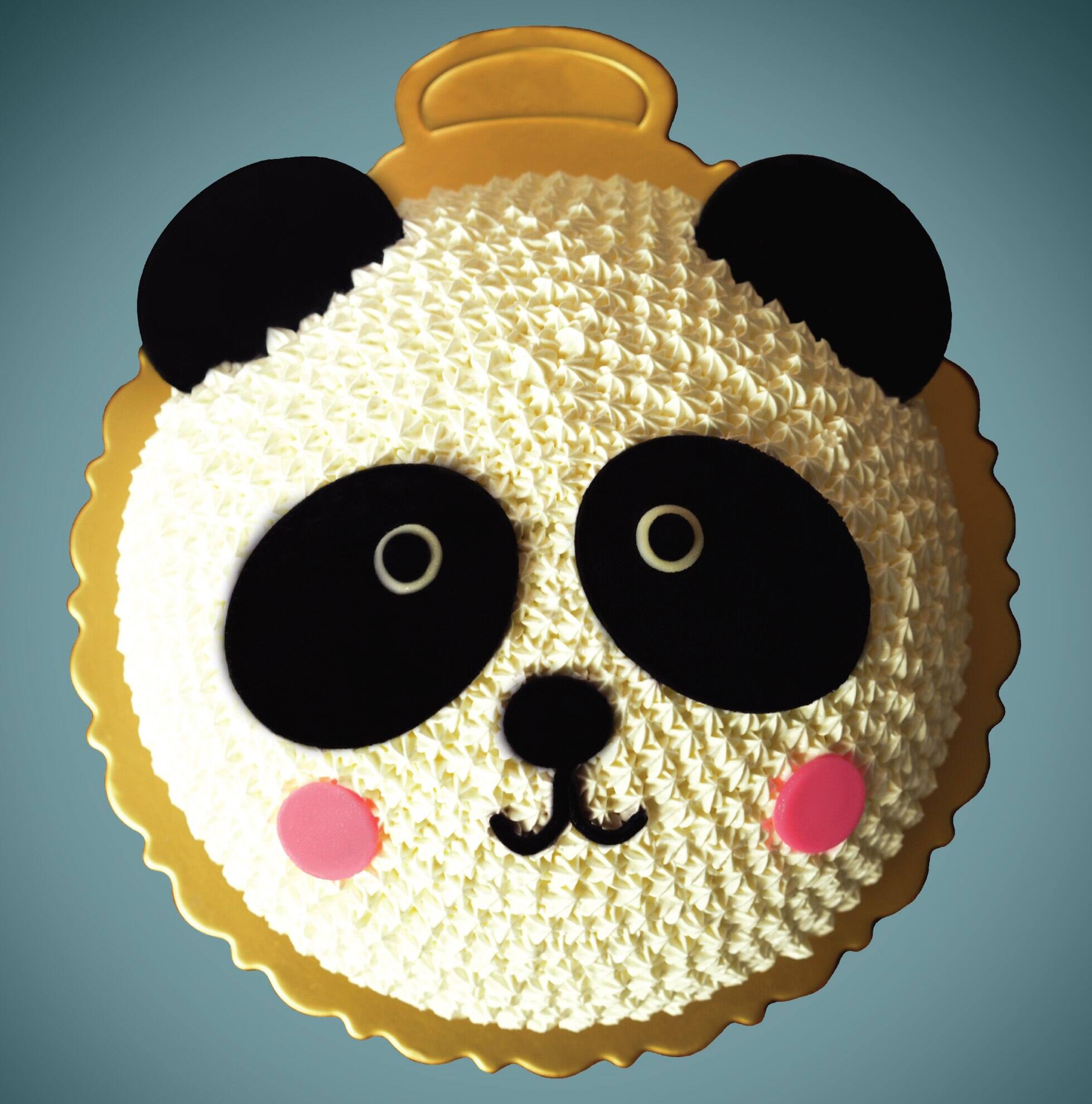 8 Character-Themed Cakes for Your Next Birthday Celebration - 8List.ph