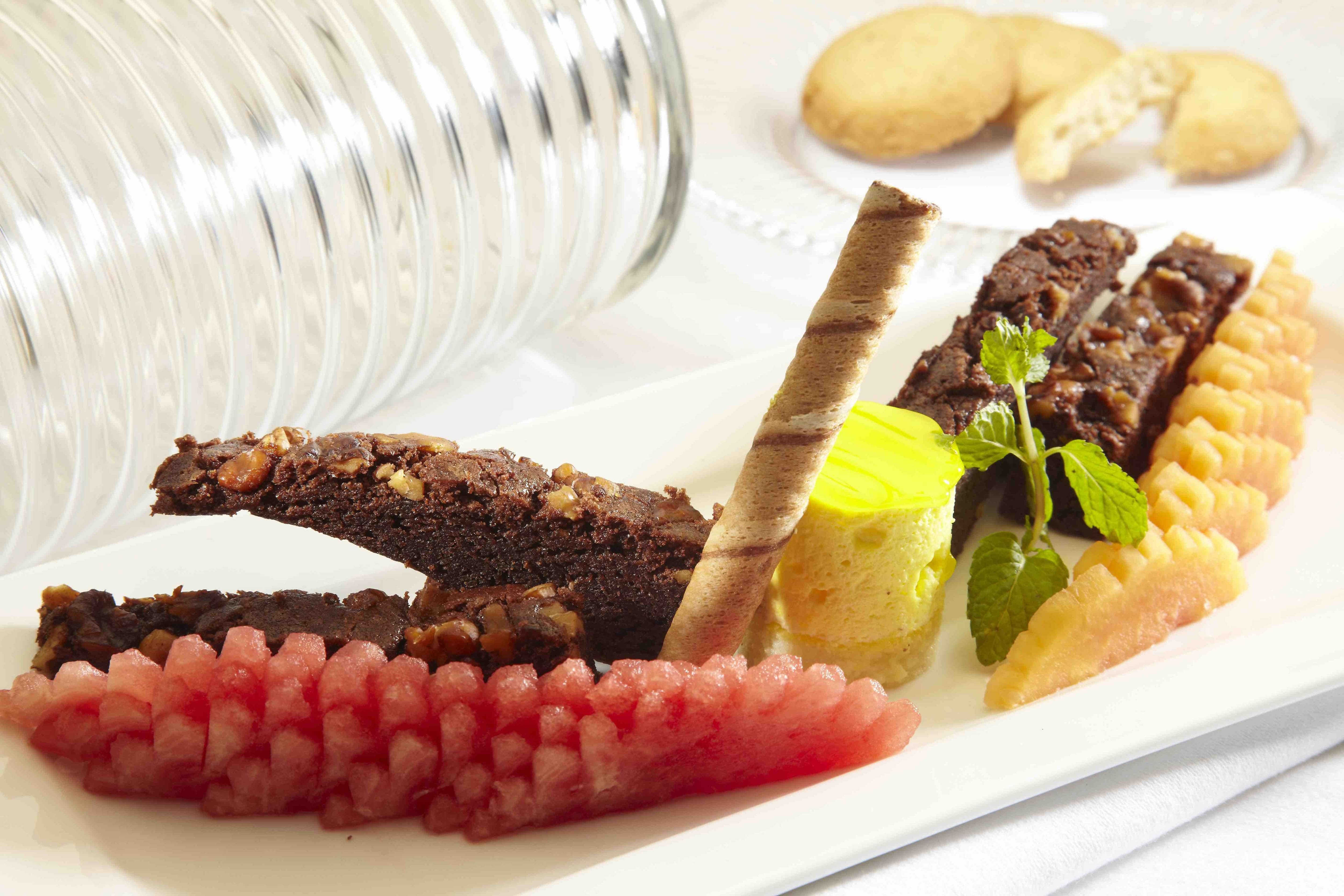 Republic Of Noodles - Lemon Tree Premier, Hitech City, Hyderabad ...