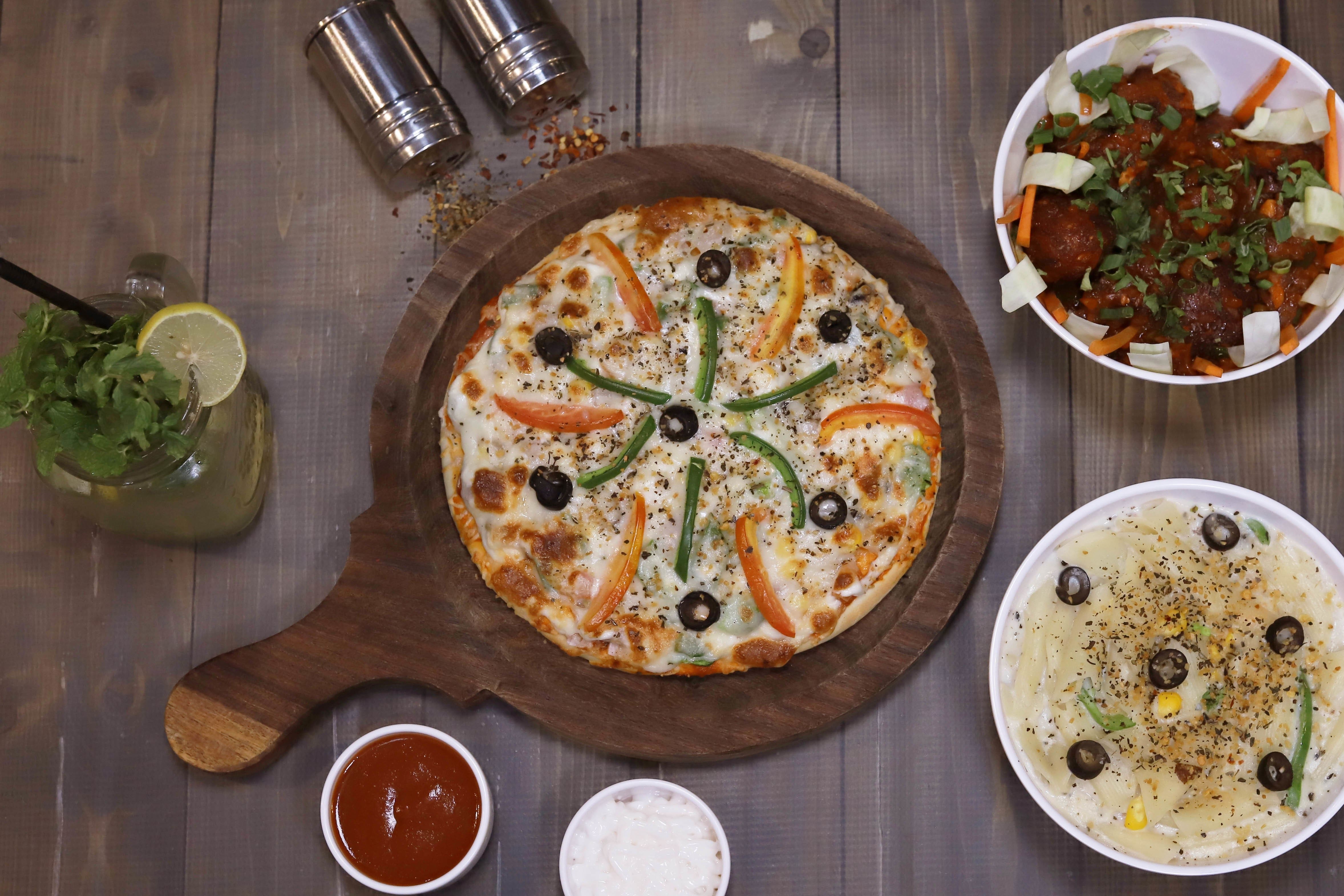 The Cage Cafe, Krishna Nagar, New Delhi | Zomato