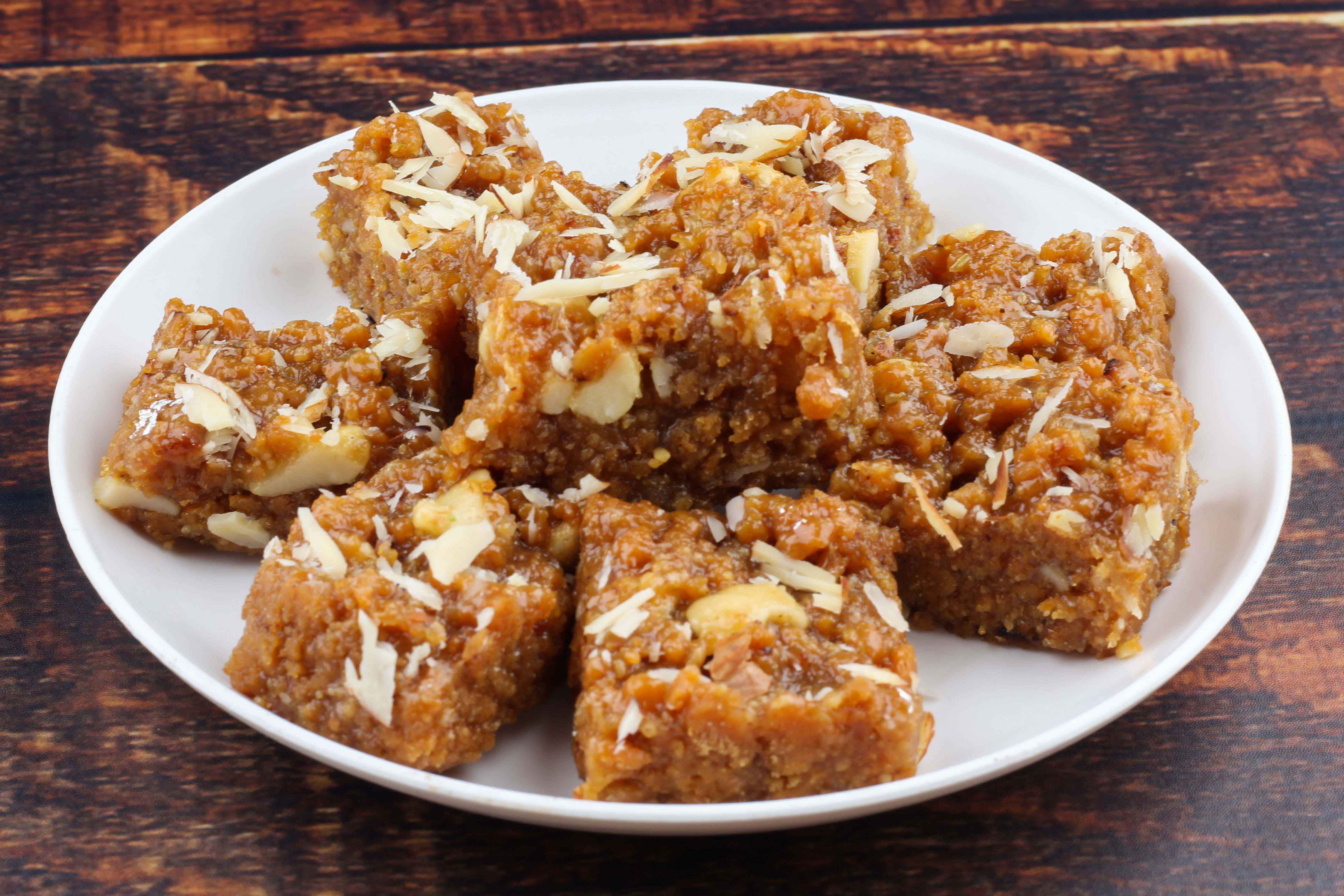Govind Sweets, Nadesar order online - Zomato