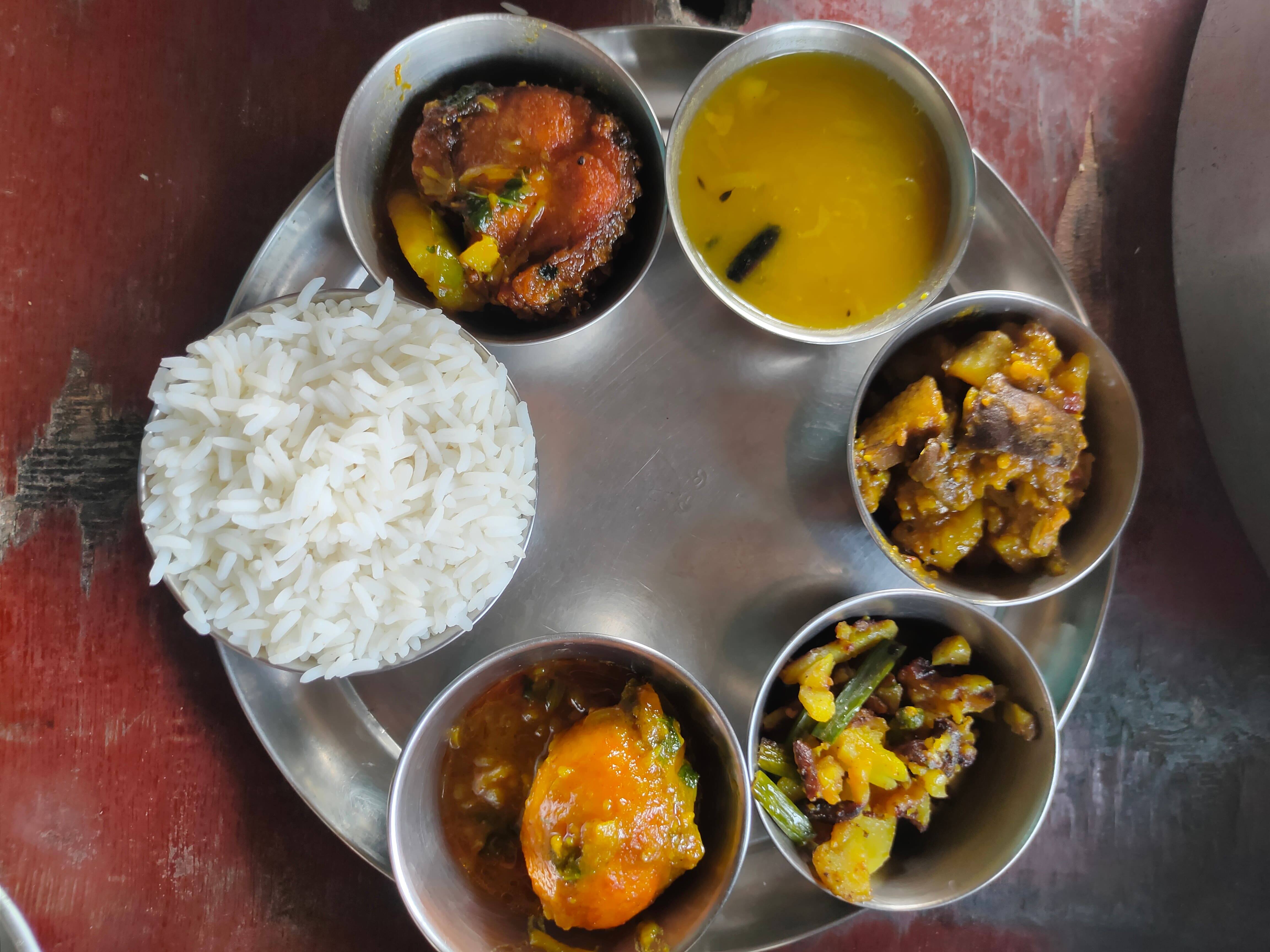 Mondal Hotel, New Town, Kolkata | Zomato