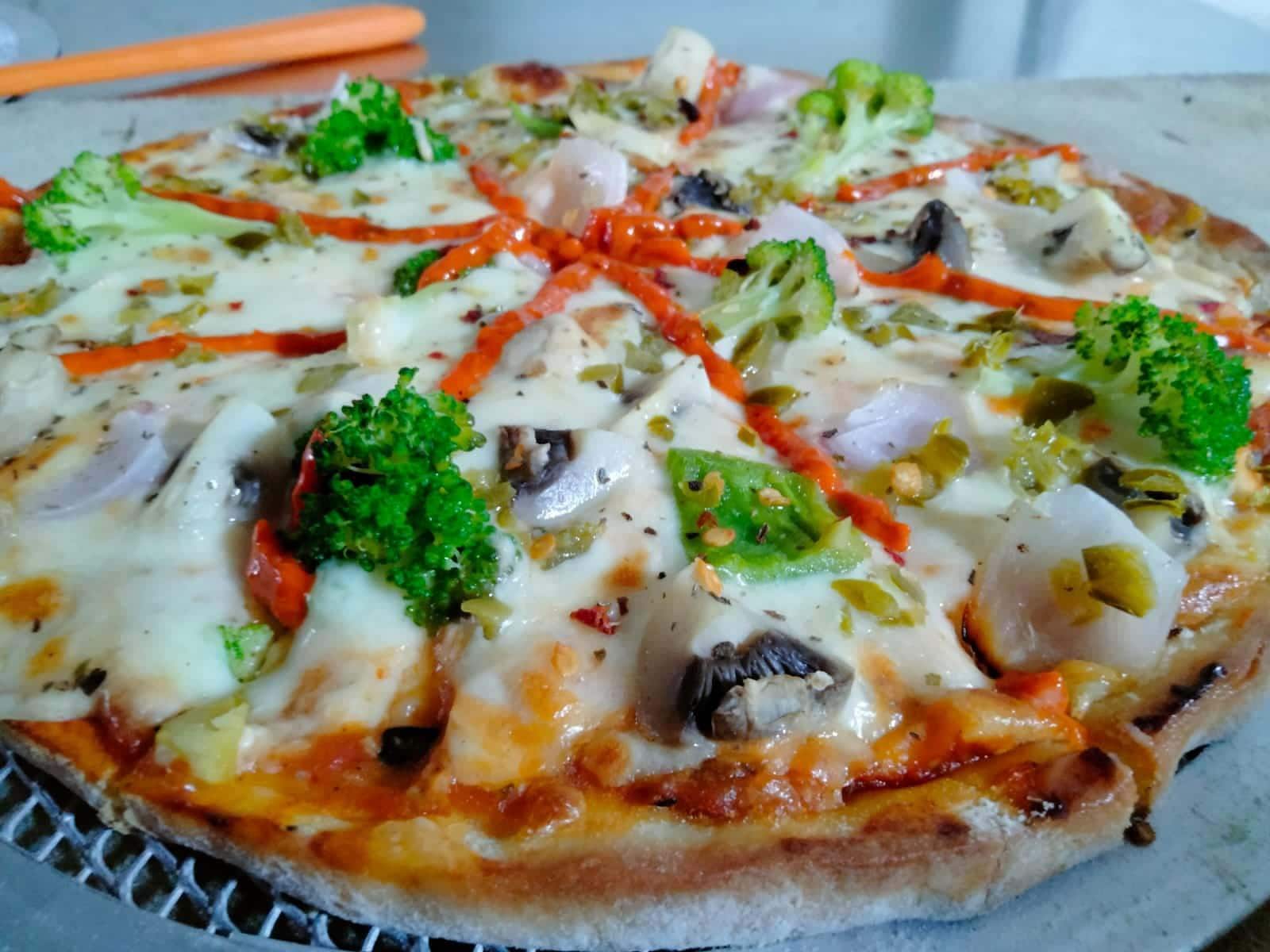 La Casa Della Pizza, 4 Bungalows, Mumbai | Zomato