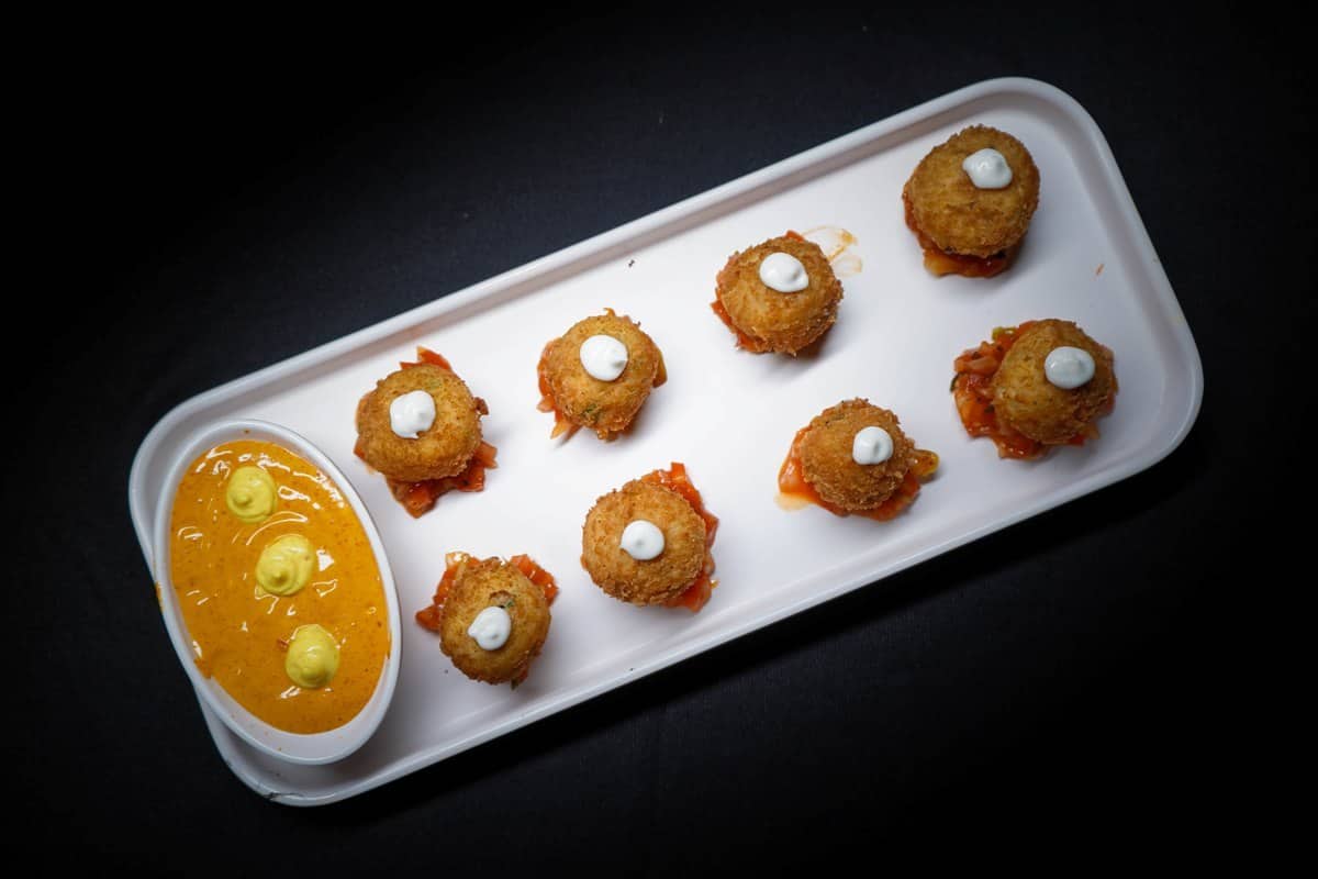 Firefly Club And Social Room, Kondapur, Hyderabad | Zomato