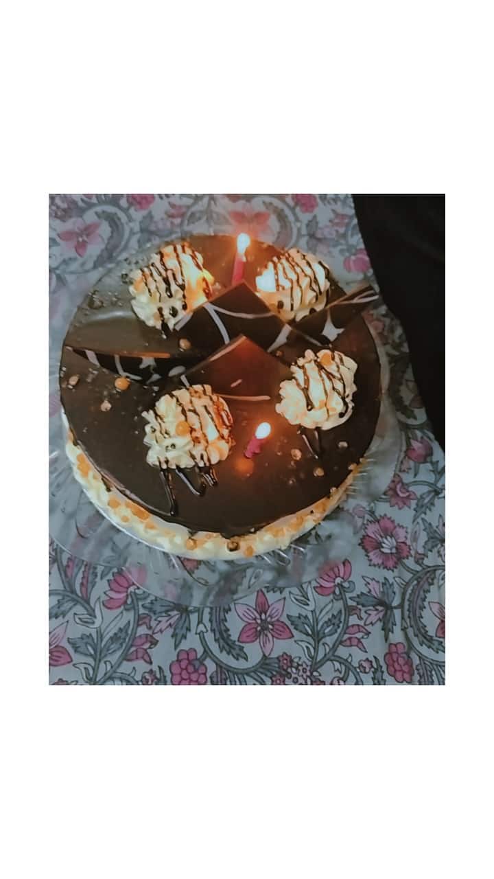 Menu of Avon Bakers, Beta 2, Greater Noida