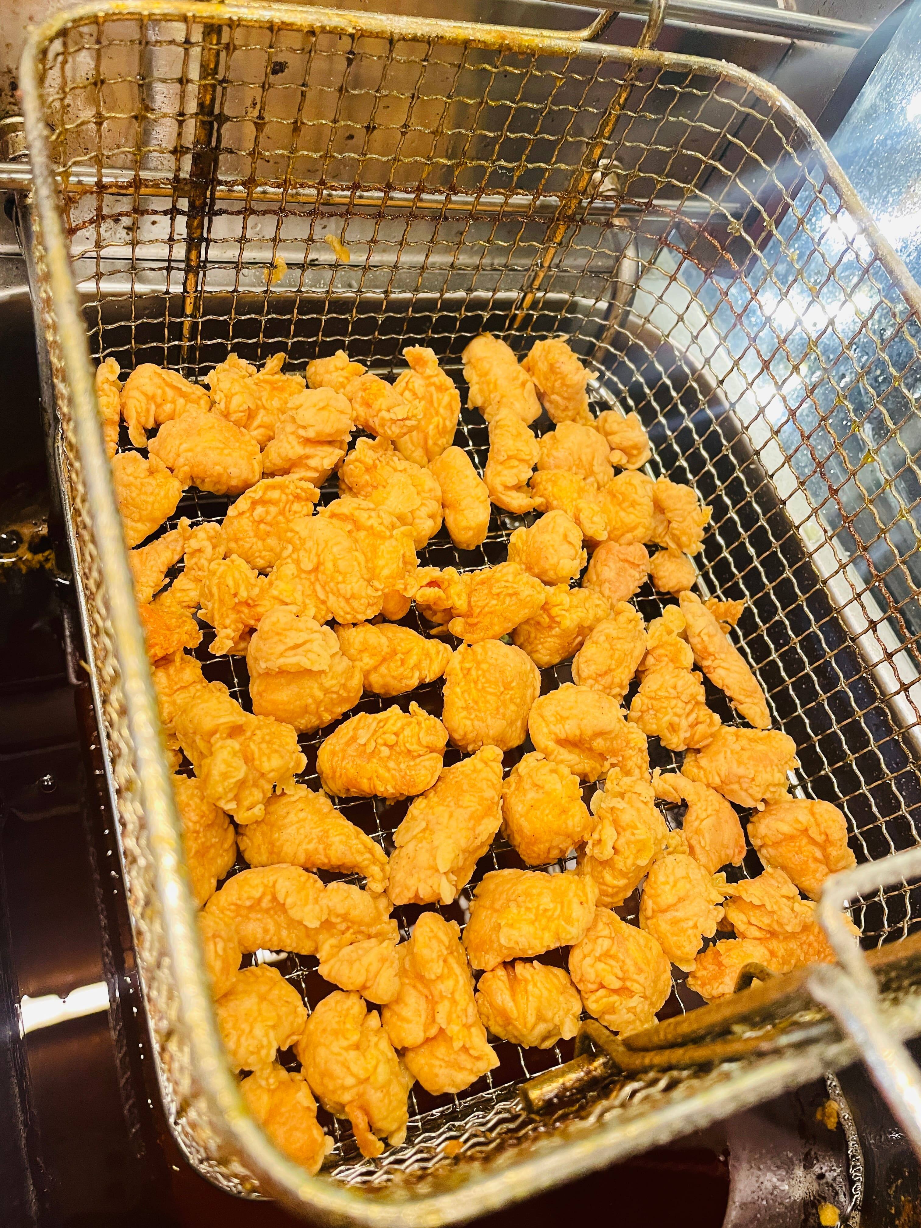Lazzat, Chowk, Lucknow | Zomato