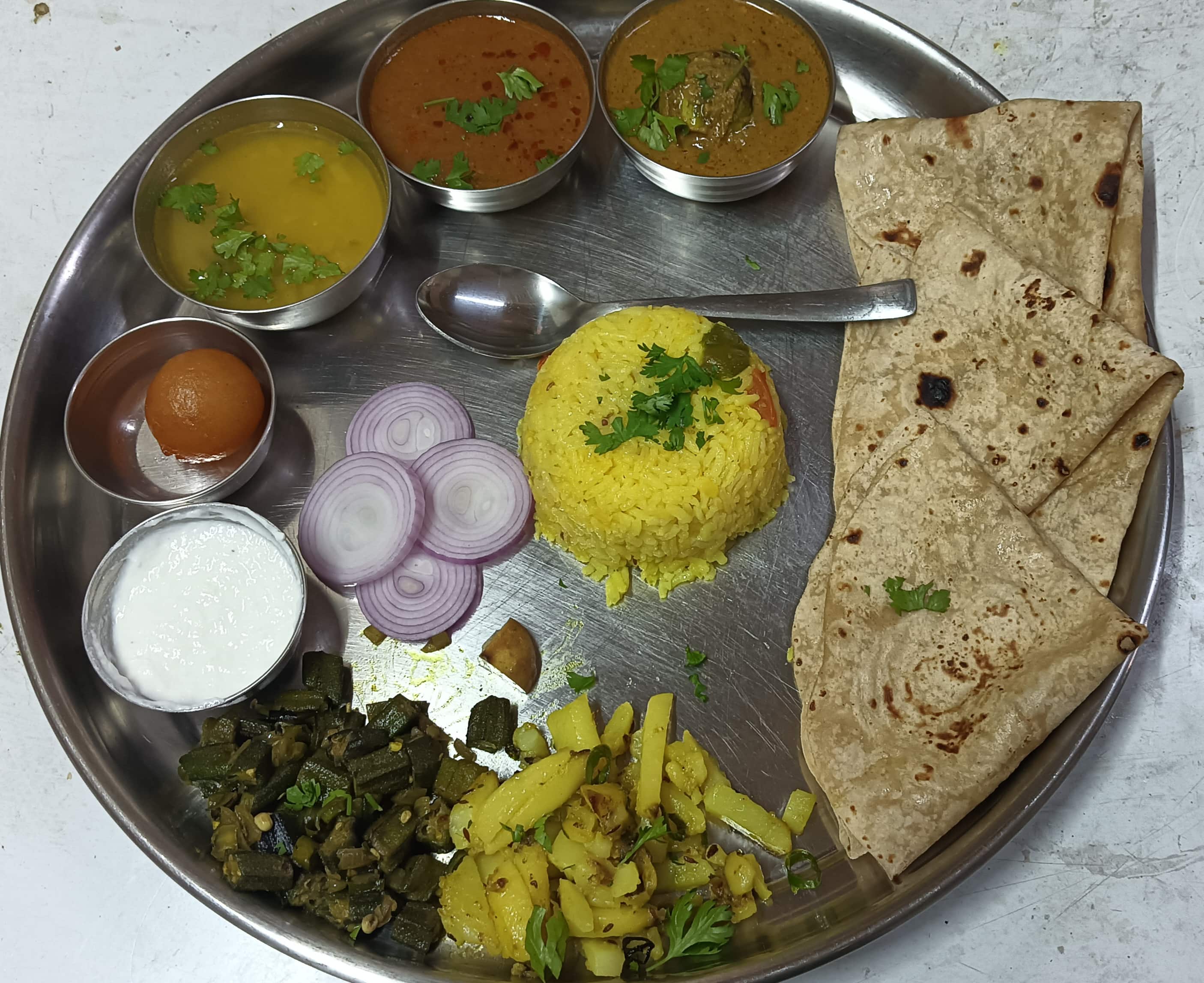 Hotel Vighnartha Family Restaurant, Khadki, Pune | Zomato