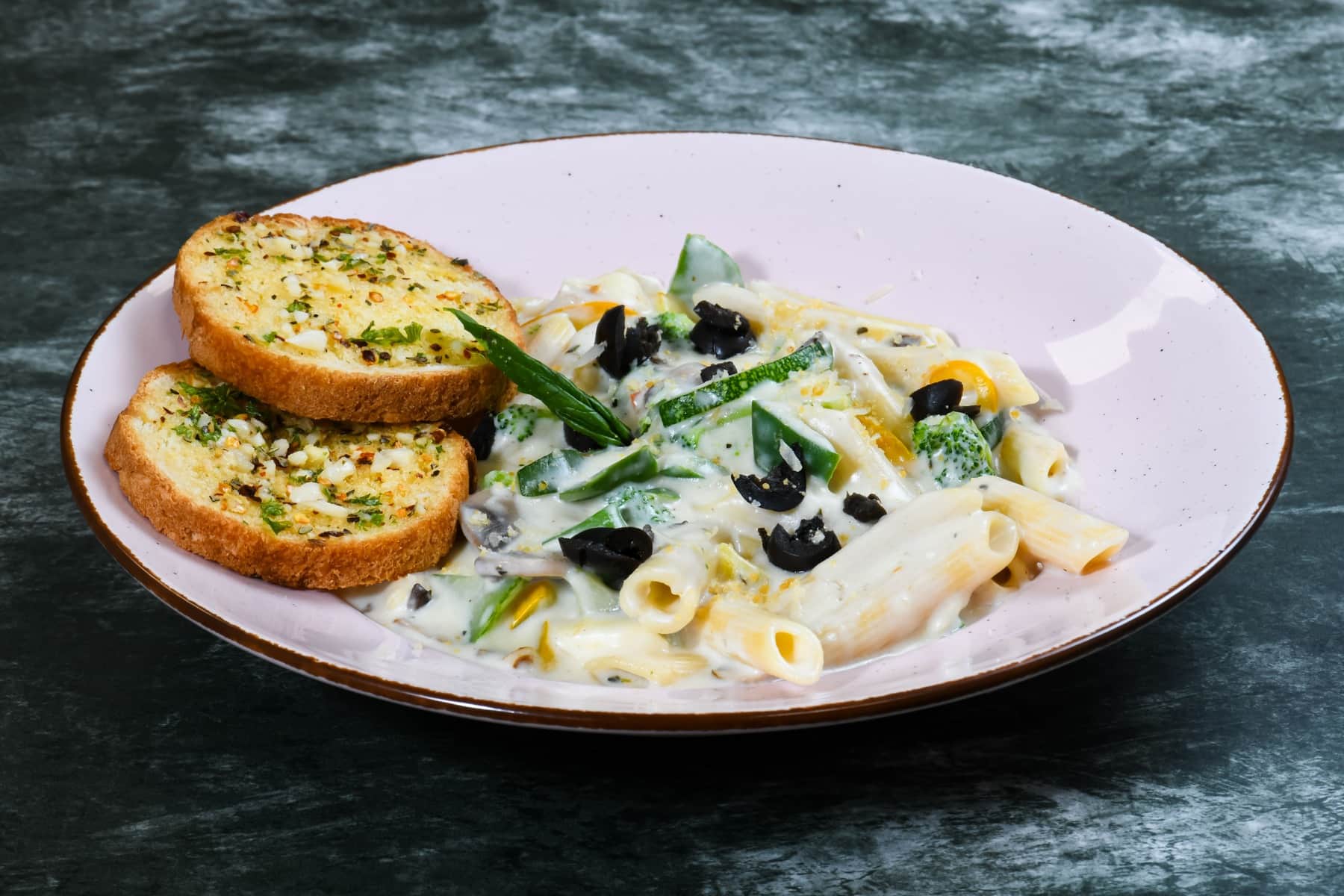 Kingdom Of Kids, Dyal Singh Colony order online - Zomato