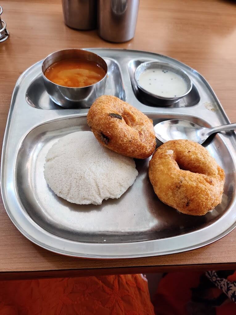 Hotel Shri Devi , Padubidri order online - Zomato