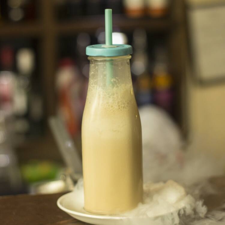 1 Oak Cafe & Bar Photos, Pictures of 1 Oak Cafe & Bar, Defence Colony ...