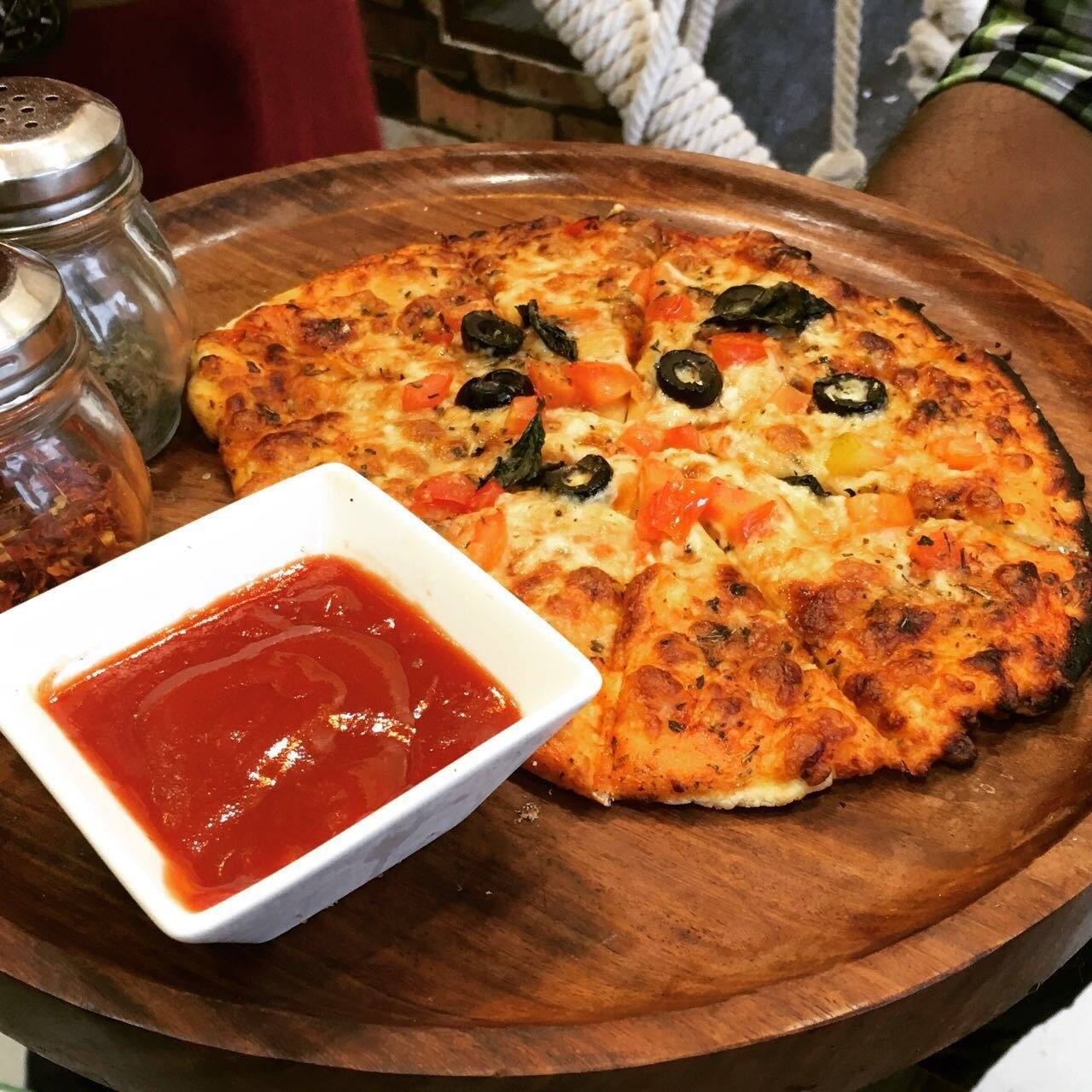 Pizzola, Sinhgad Road, Pune