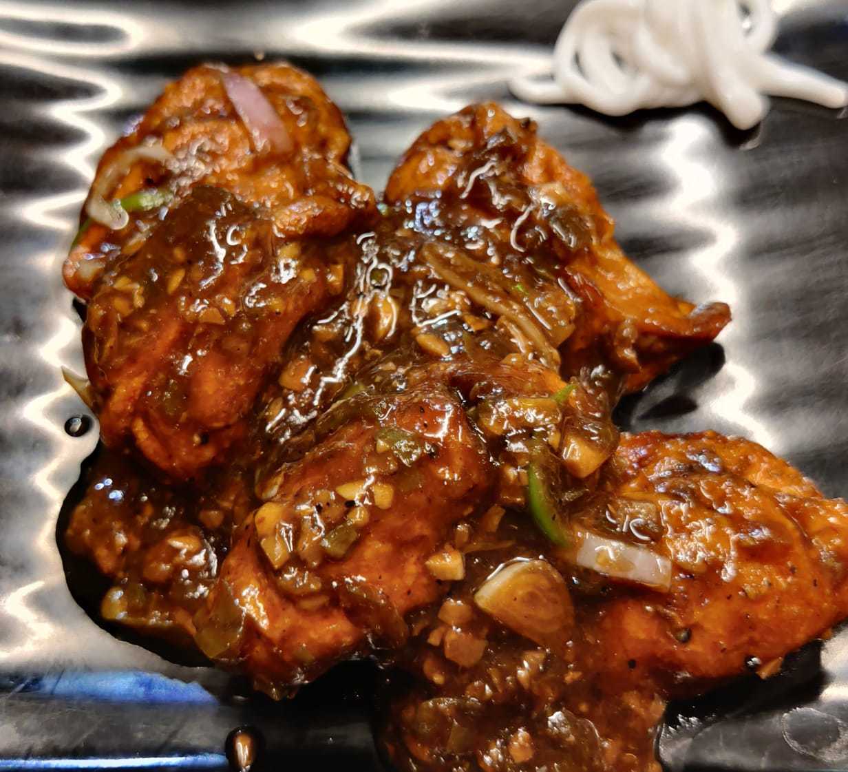 Momo Farm Cafe, Rasta Peth order online - Zomato