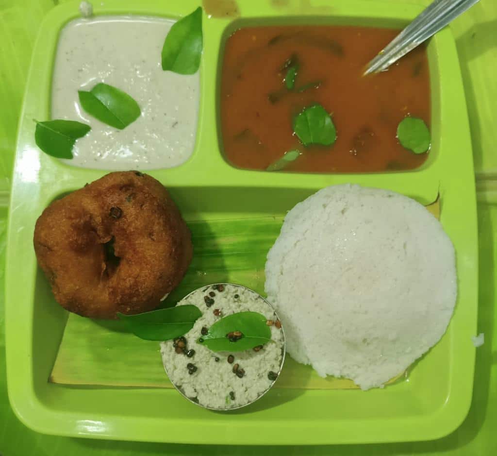 R S Mani Cafe, Ghatkopar East order online - Zomato