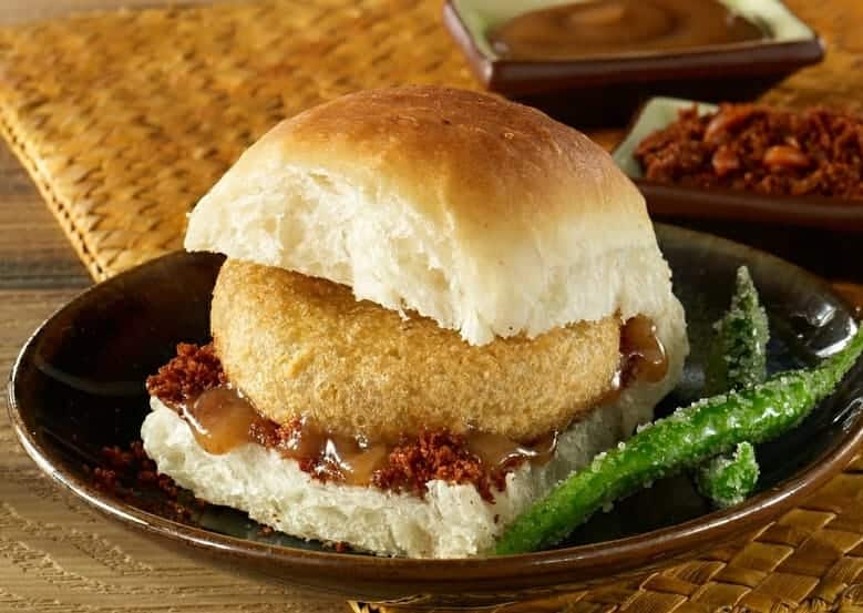 Galli Vada Pav And Cane Juice, Nagarbhavi, Bangalore | Zomato