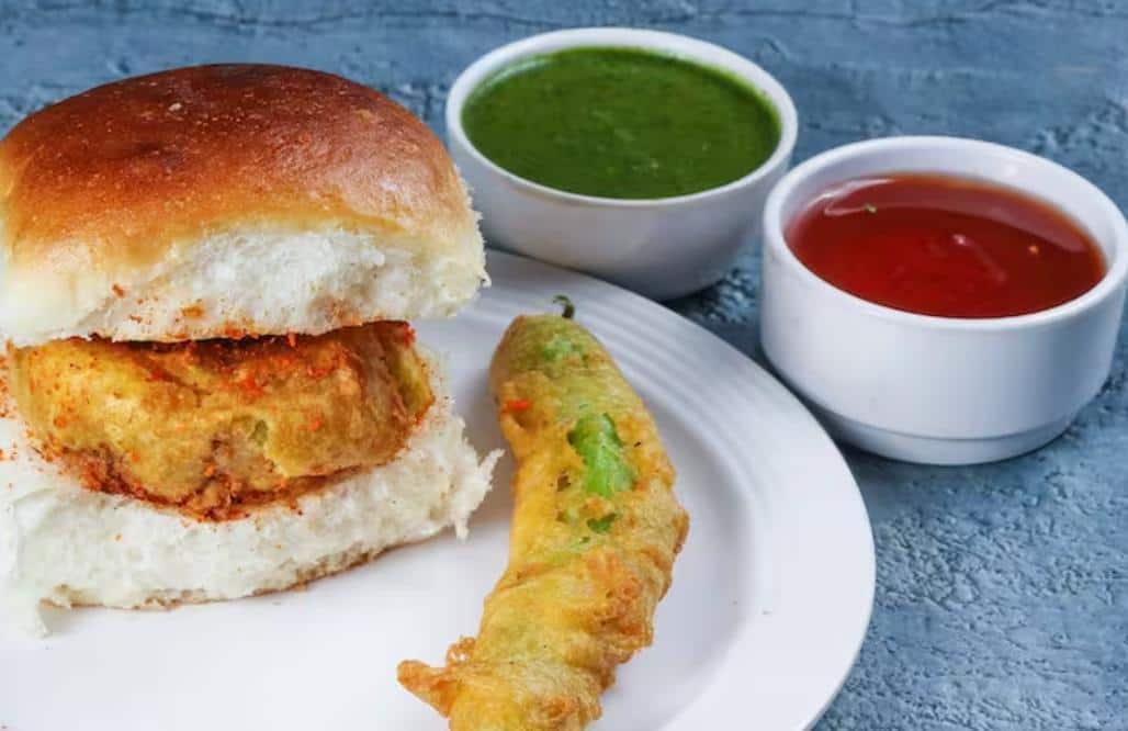 Bombay Vada Pav, Velachery, Chennai | Zomato