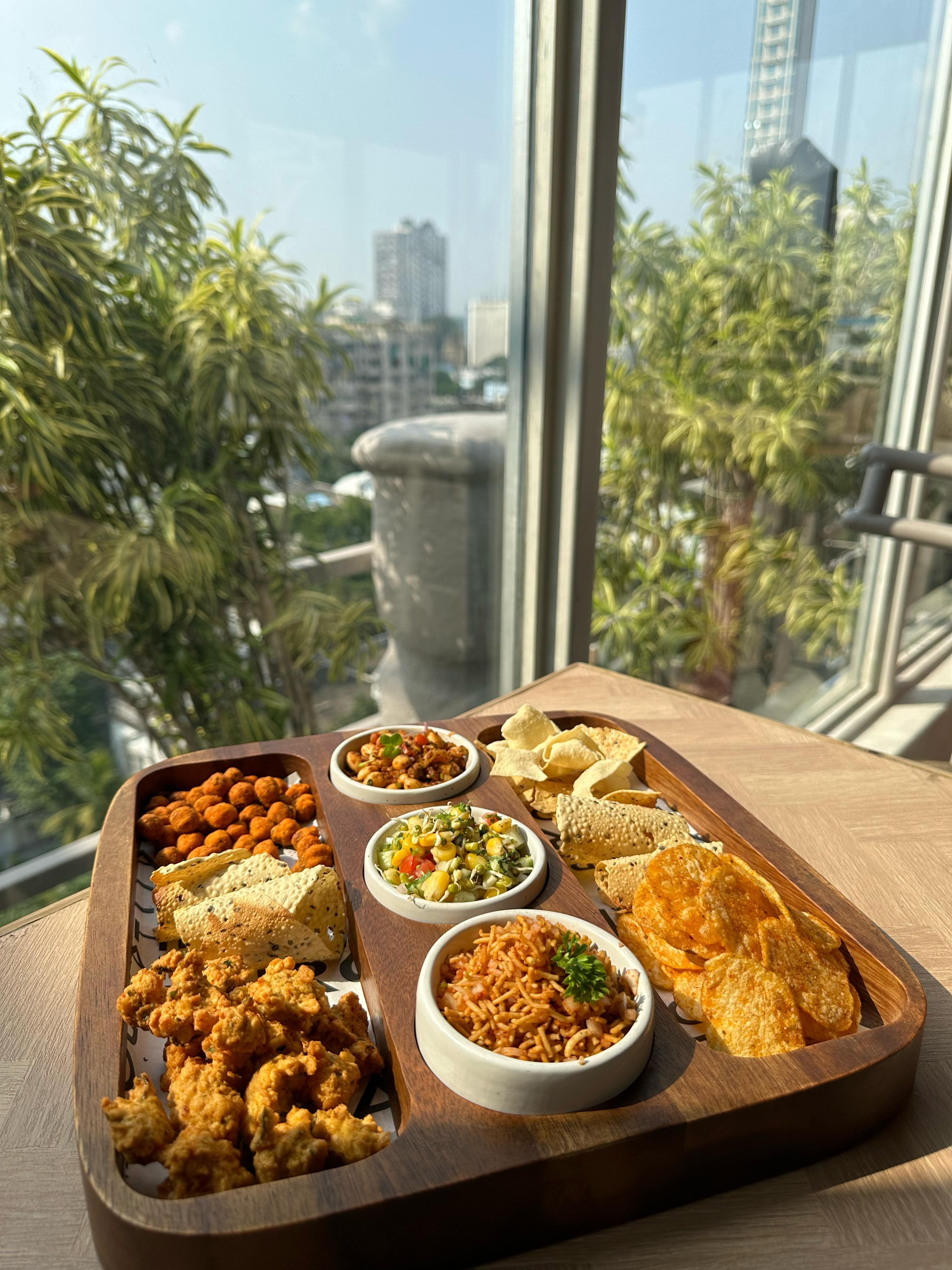 Scrapyard, Prince Anwar Shah Road, Kolkata | Zomato