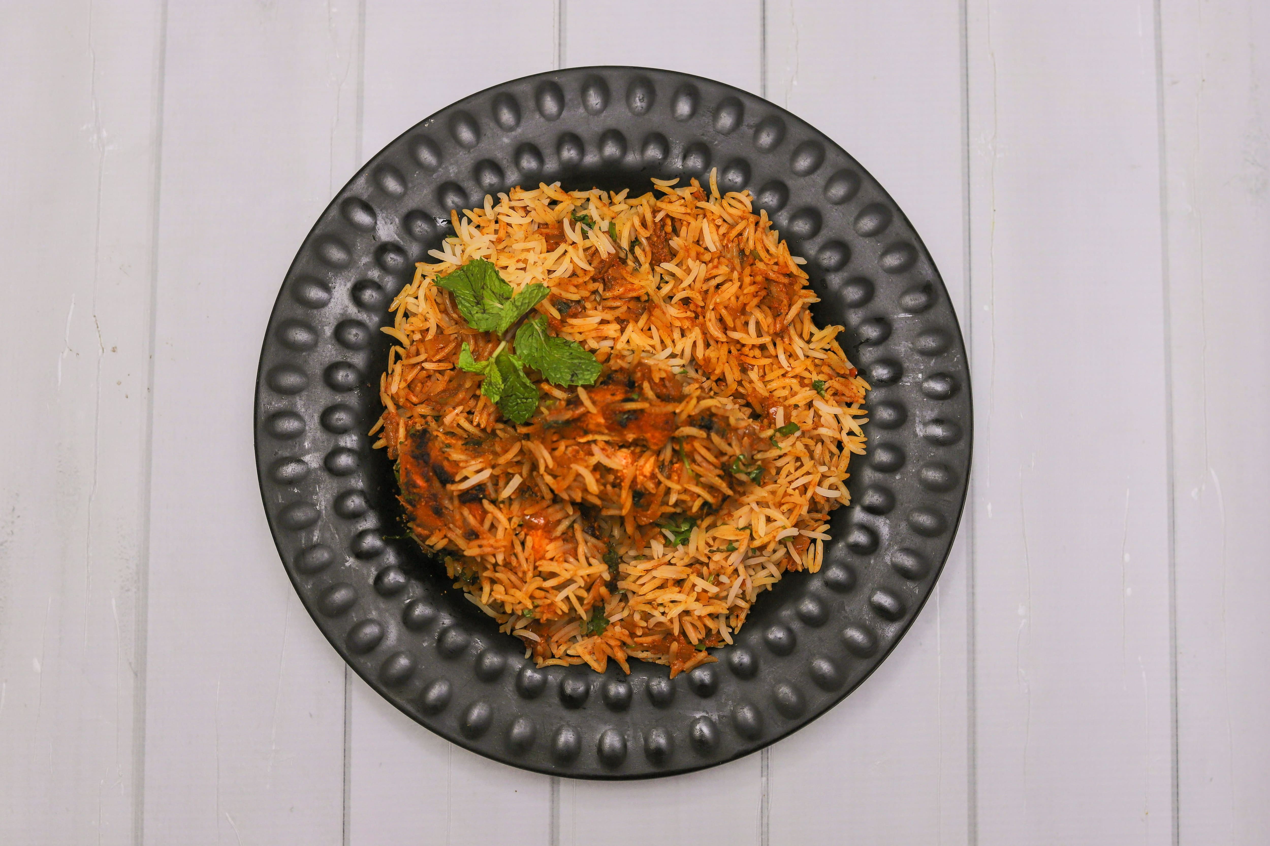 Punjabi Aggarwal Sweets, Mayur Vihar Phase 2 order online - Zomato