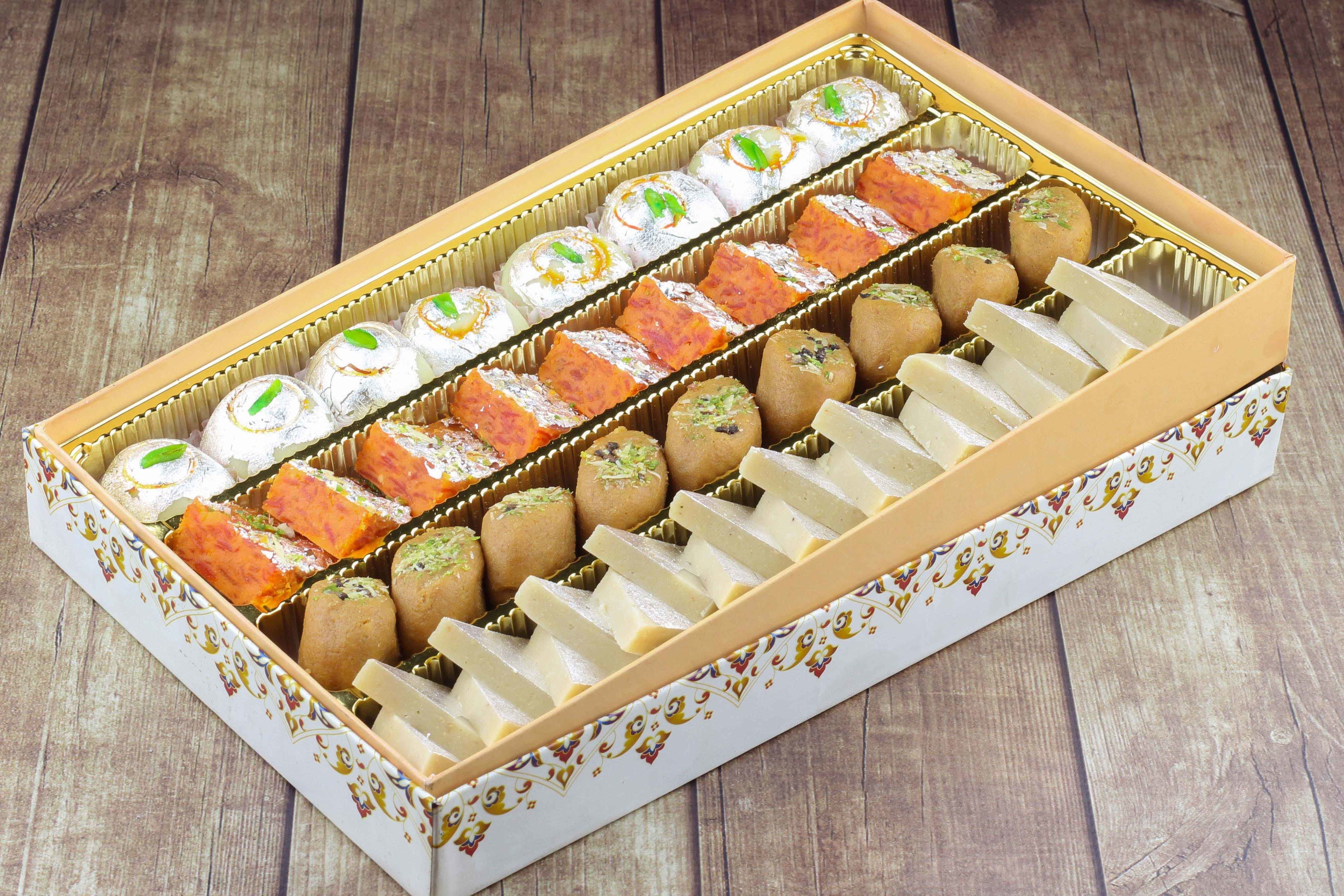 Moti Mahal Sweets, Hazratganj order online - Zomato