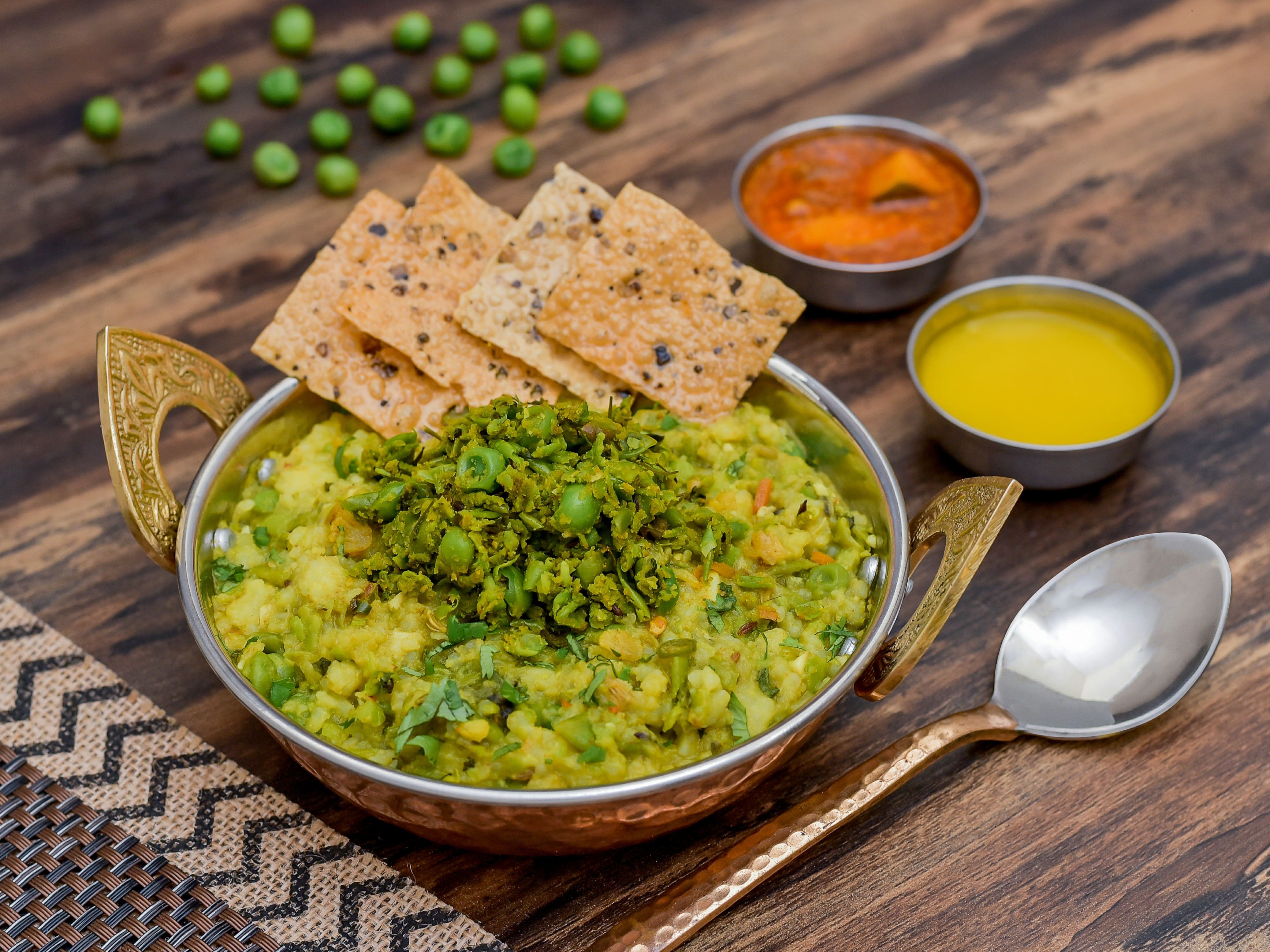 Ghee Tadka Khichdi, Thuraipakkam order online - Zomato