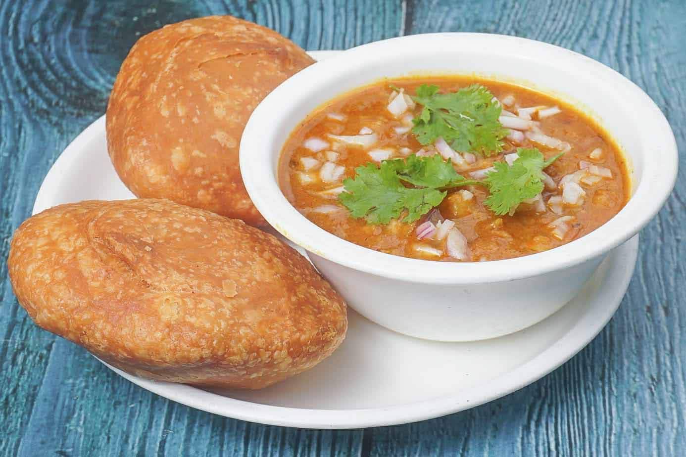 Gayatri Khaman, Karelibaug order online - Zomato