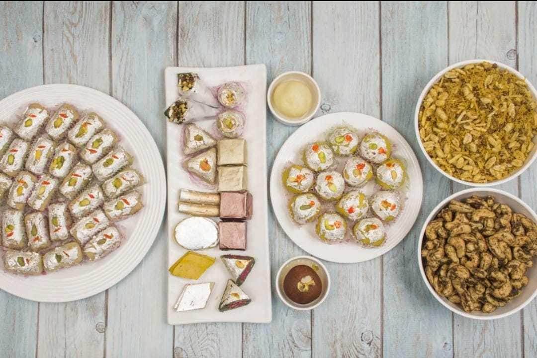 Madhur Milan Sweets, Mahmoorganj, Varanasi | Zomato